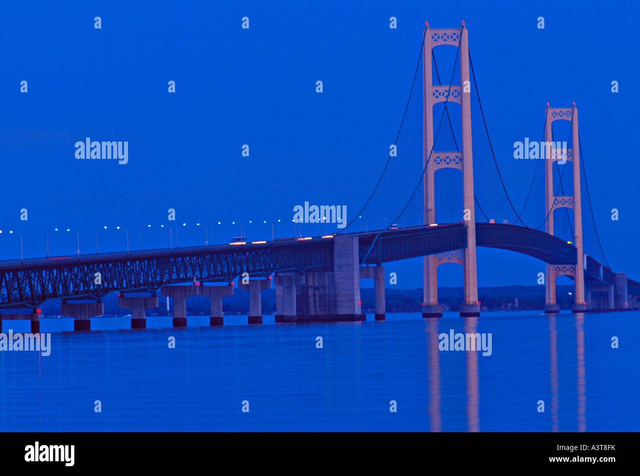 THE MACKINAC BRIDGE AT ST IGNACE MICHIGAN Stock Photo - Alamy