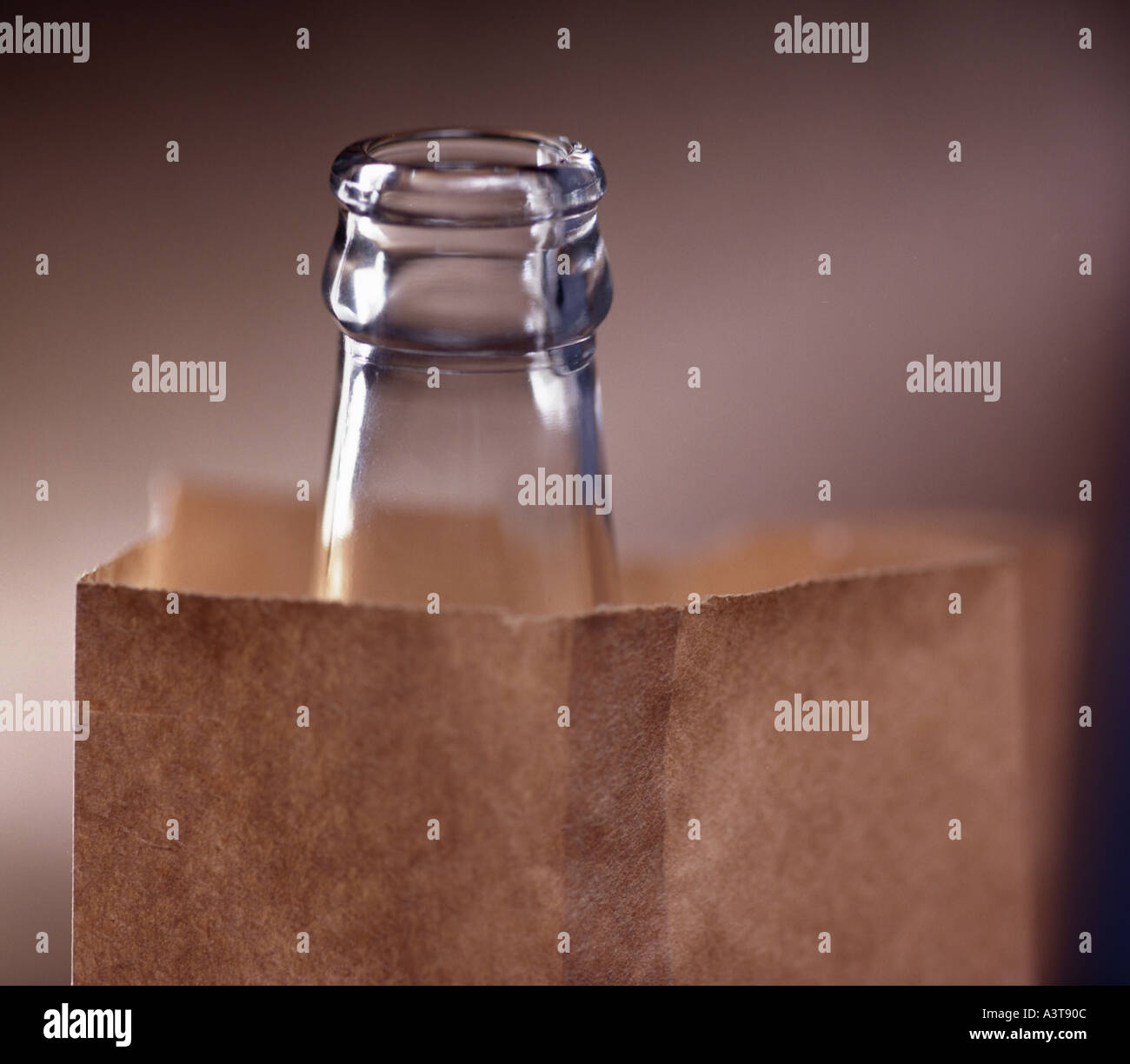 Generic bottle of beer hi-res stock photography and images - Alamy