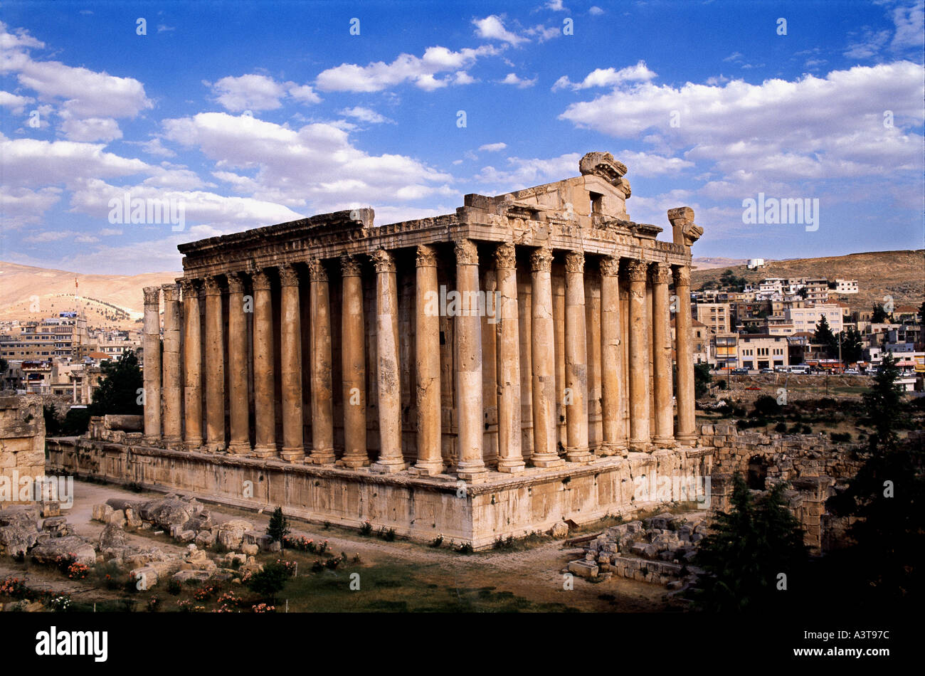 Baalbek an hi-res stock photography and images - Alamy