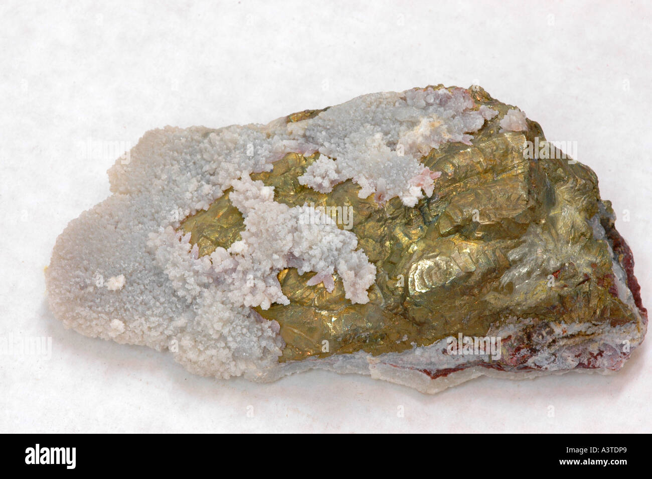 Gold quartz hi-res stock photography and images - Alamy