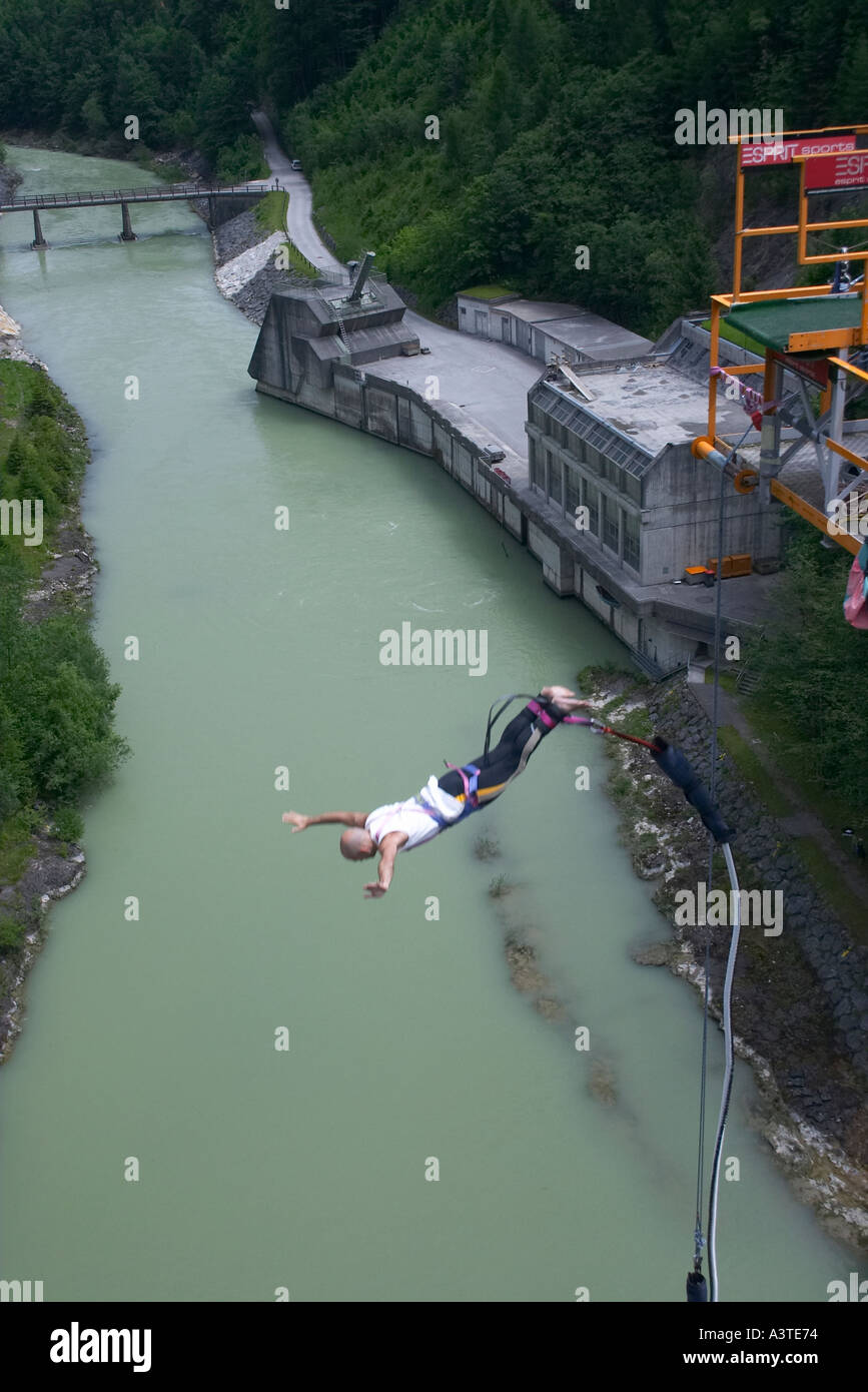 50m bungee jump from concrete dam Stock Photo - Alamy