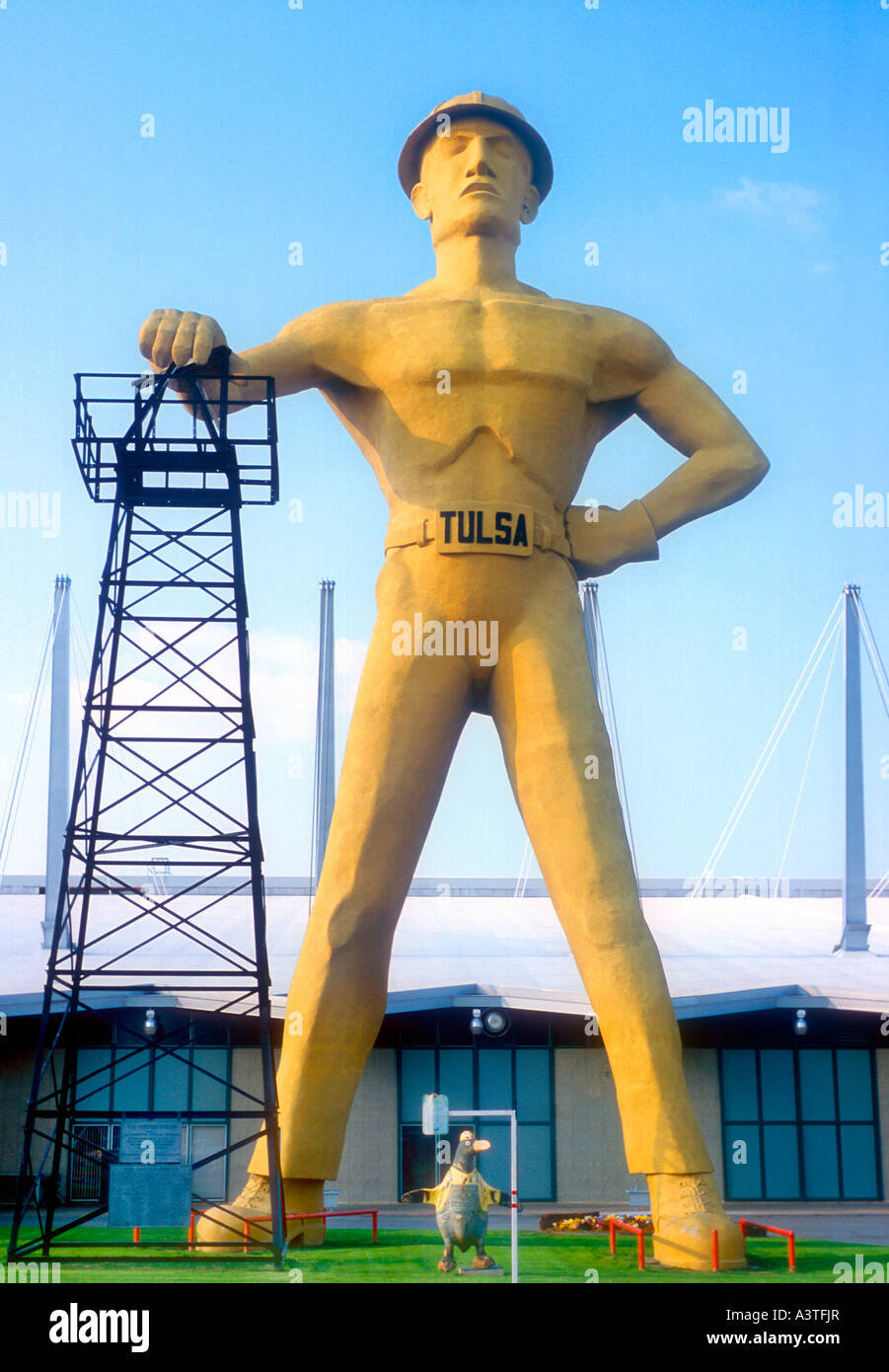 World's tallest man hi-res stock photography and images - Alamy