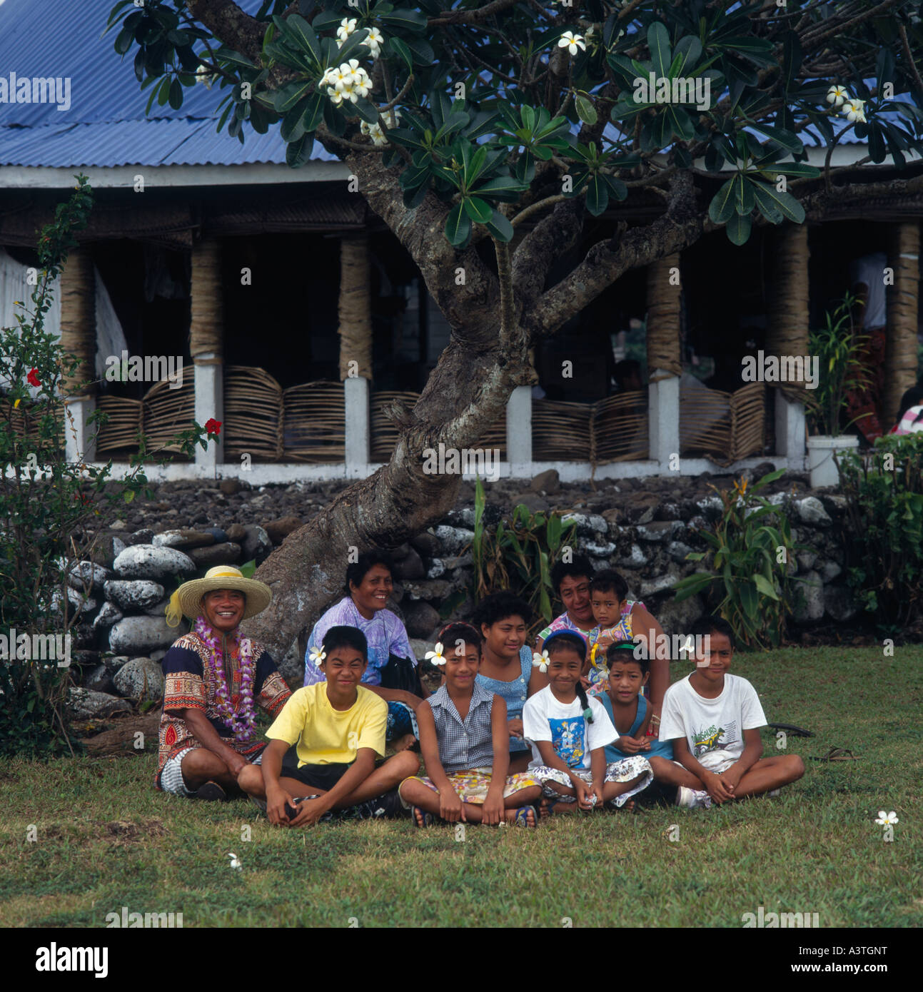 Samoan fale hi-res stock photography and images - Alamy
