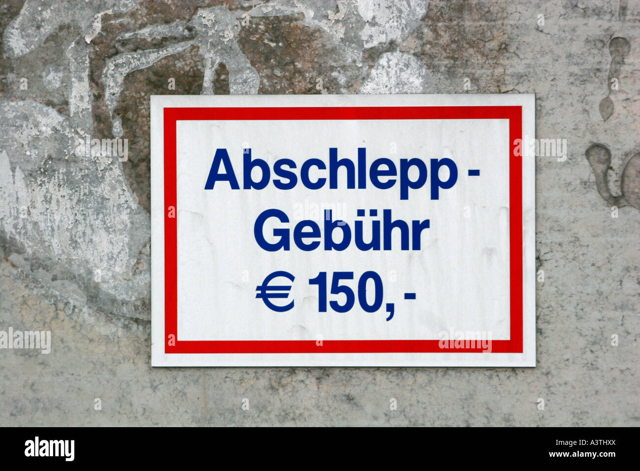 Towage hi-res stock photography and images - Alamy