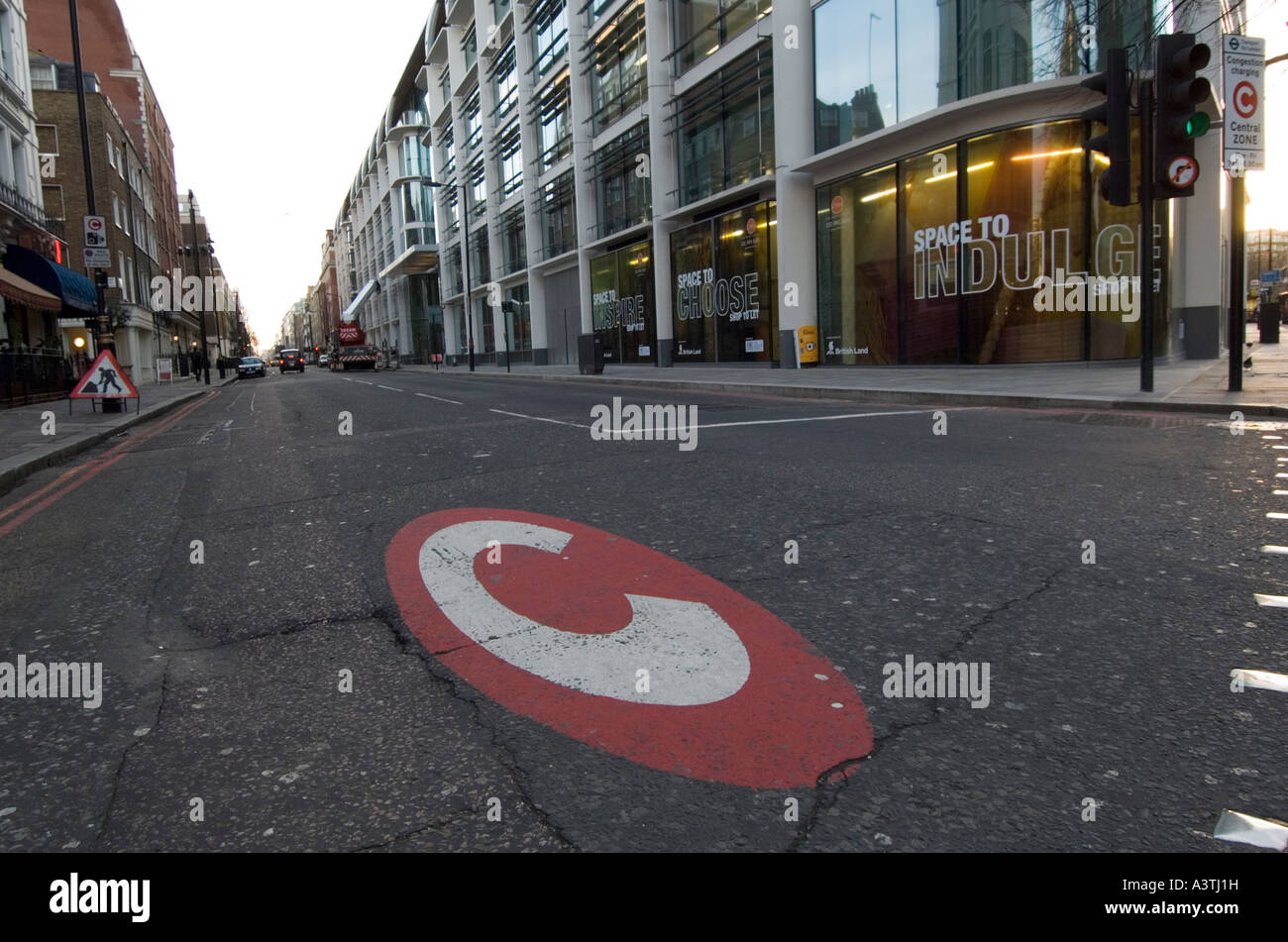 C sign for London traffic congestion area Stock Photo - Alamy