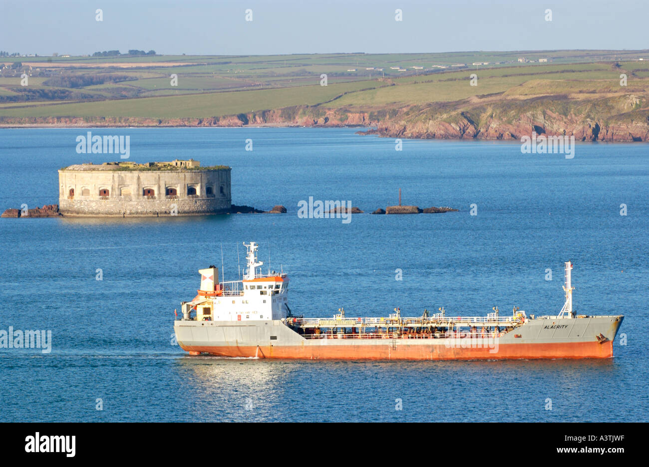 Coastal oil tanker High Resolution Stock Photography and Images - Alamy