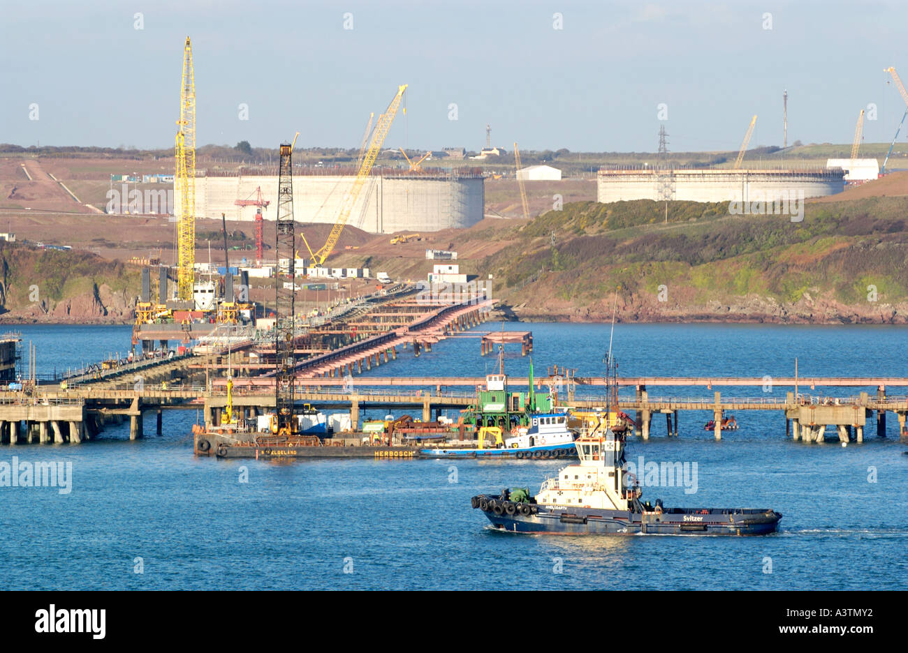 Milford haven gas terminal hi-res stock photography and images - Alamy