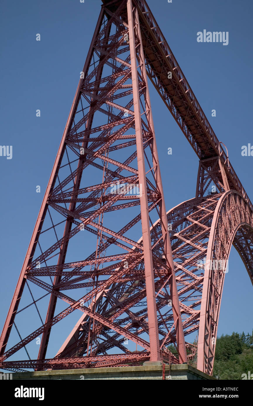 Viaduc de Garabit or Garabit Viaduct rialway bridge over the River ...