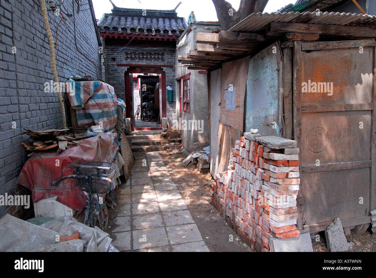Narrow streets of Beijing Hutong China Stock Photo - Alamy