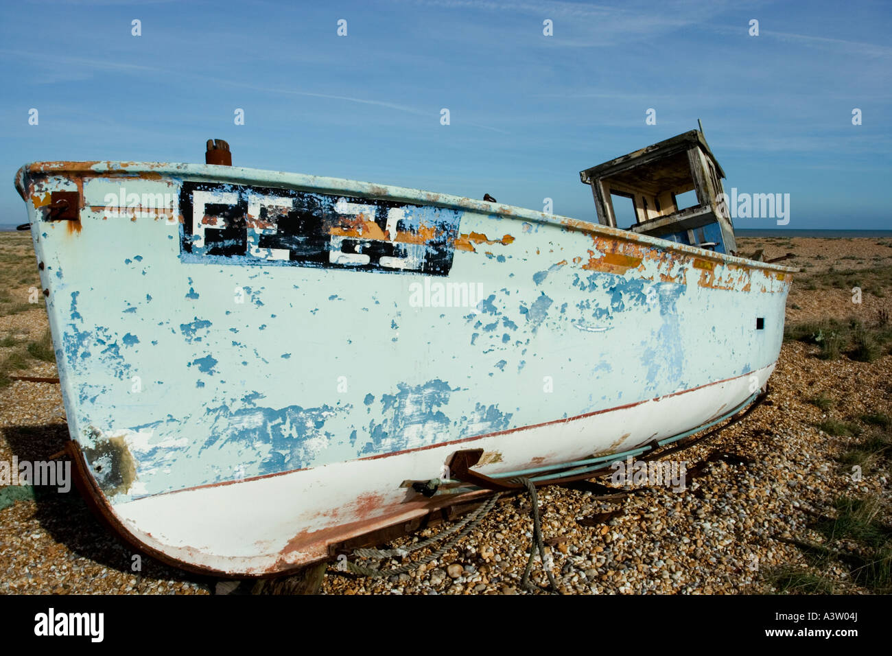 Old fishing boat on beach, Dungeness Kent Stock Photo - Alamy
