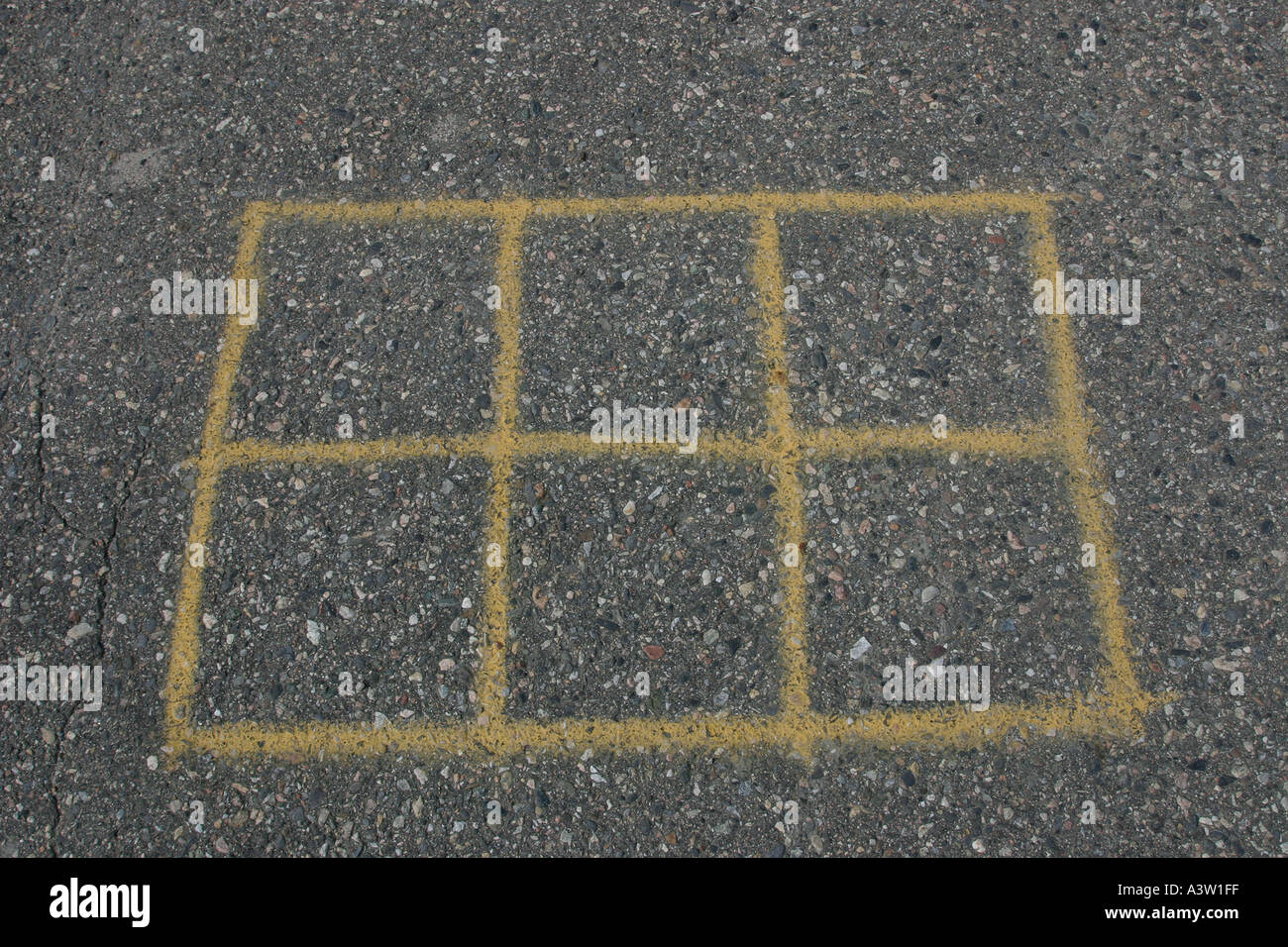 playground patterns on tarmac Stock Photo - Alamy