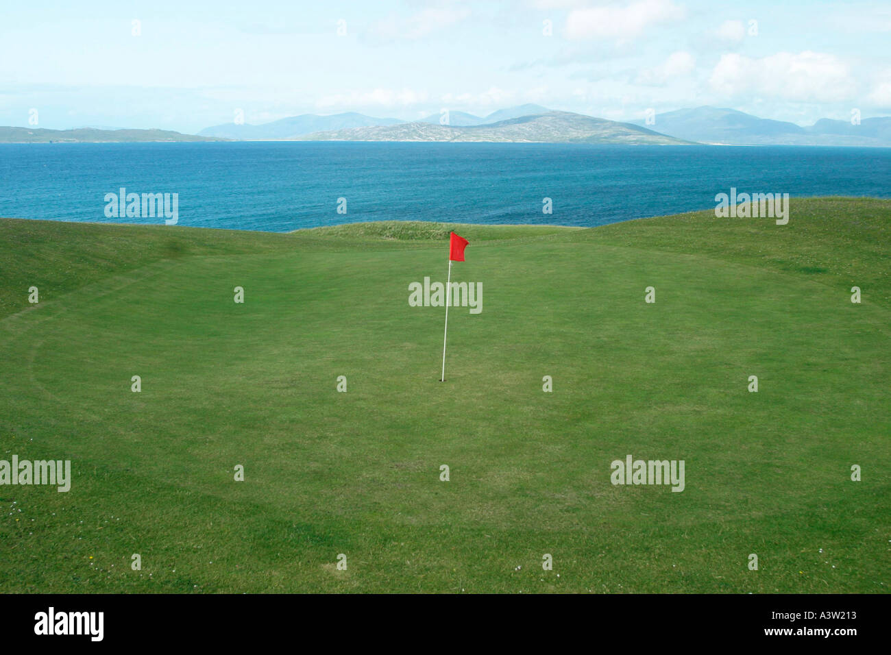 Castaway golf hi-res stock photography and images - Alamy