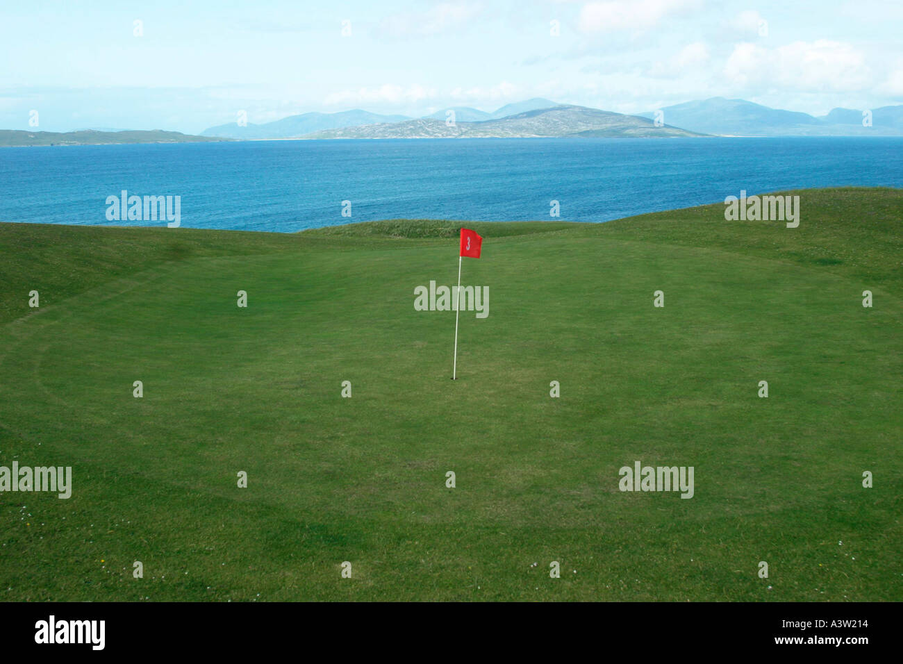 Castaway golf hi-res stock photography and images - Alamy