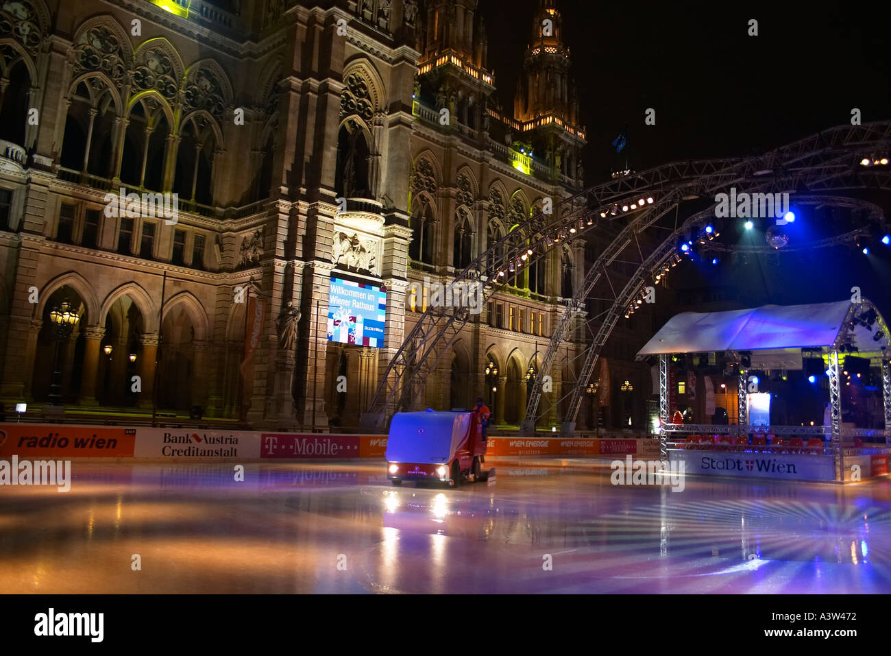 Wiener Eistraum, skating event in Vienna Stock Photo - Alamy