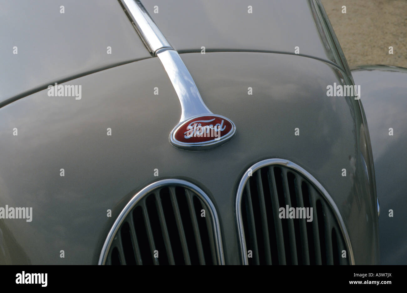 Ford Anglia Badge High Resolution Stock Photography and Images - Alamy