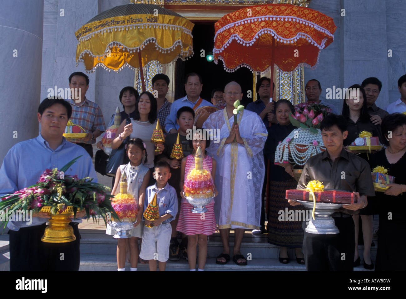 Thailand monkhood hi-res stock photography and images - Alamy