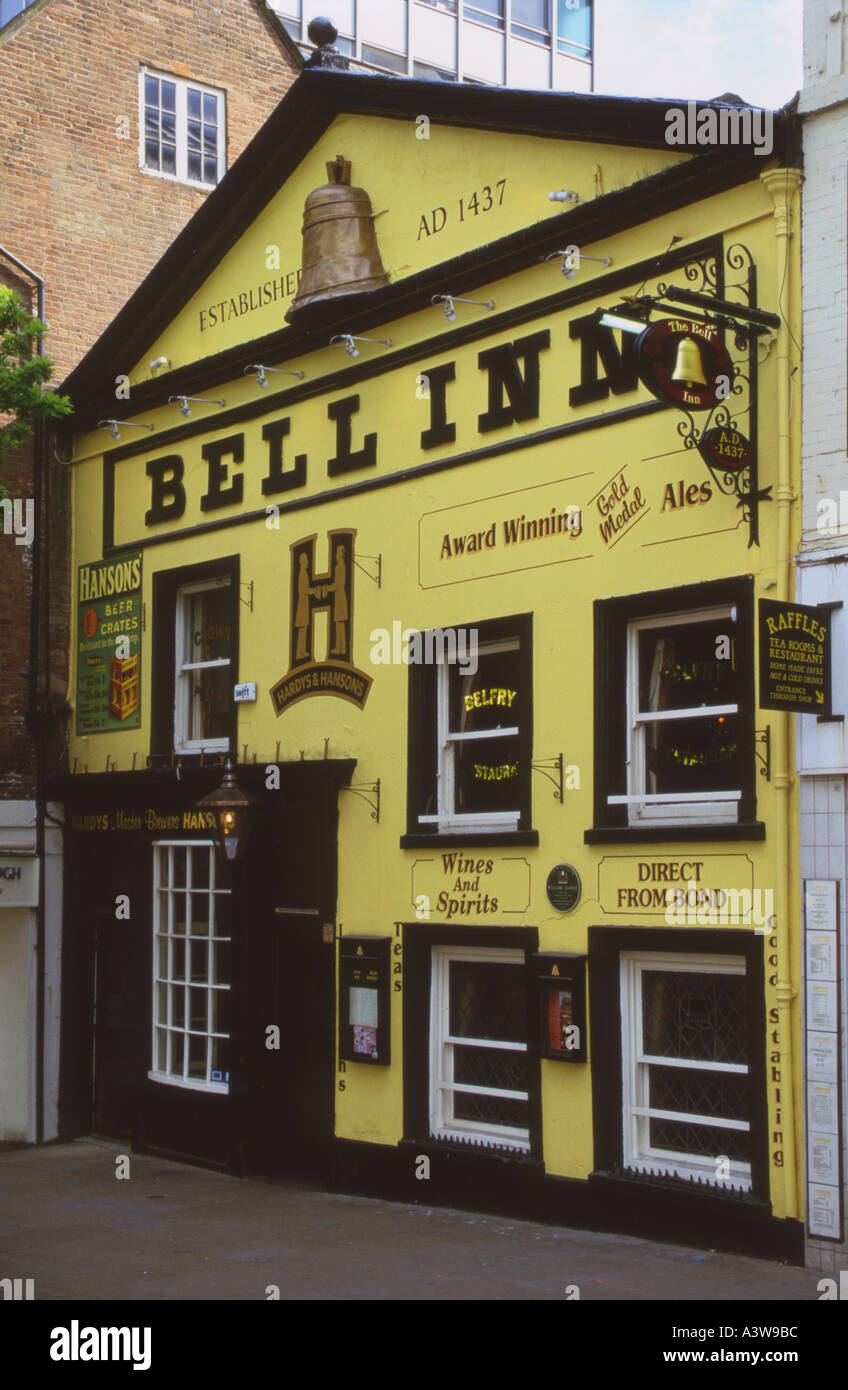 Historic old nottingham pub hi-res stock photography and images - Alamy