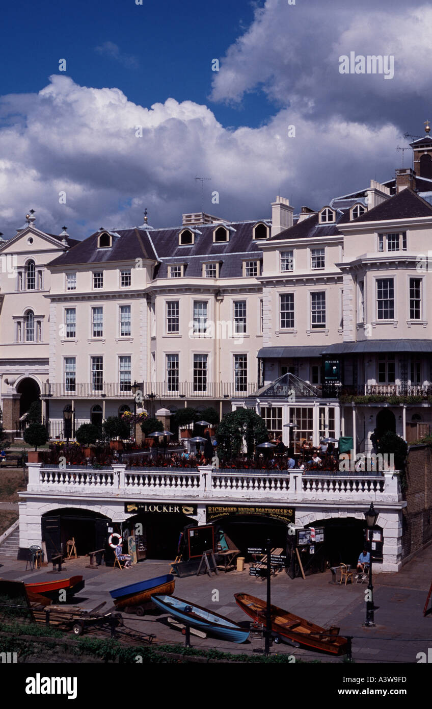 Richmond riverside cafe hi-res stock photography and images - Alamy