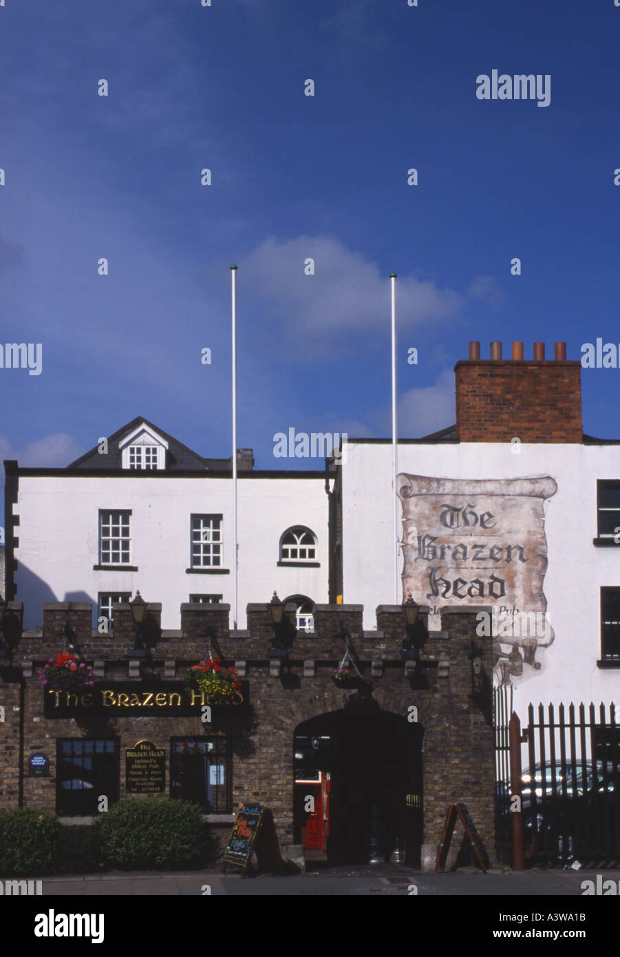 The Brazen Head Ireland s Oldest Pub Dublin Stock Photo - Alamy