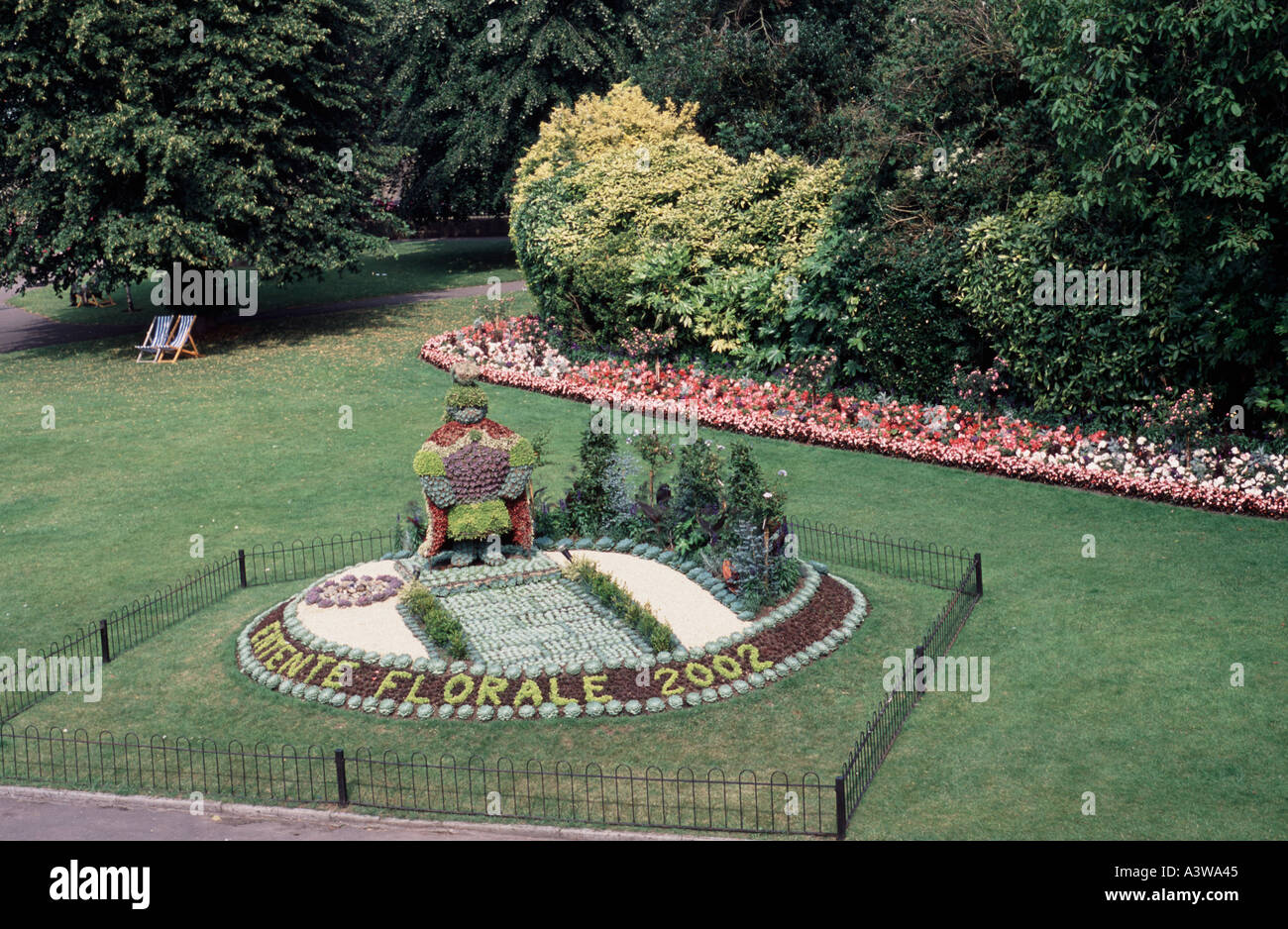 Entente florale 2002 flower bed hi-res stock photography and images - Alamy