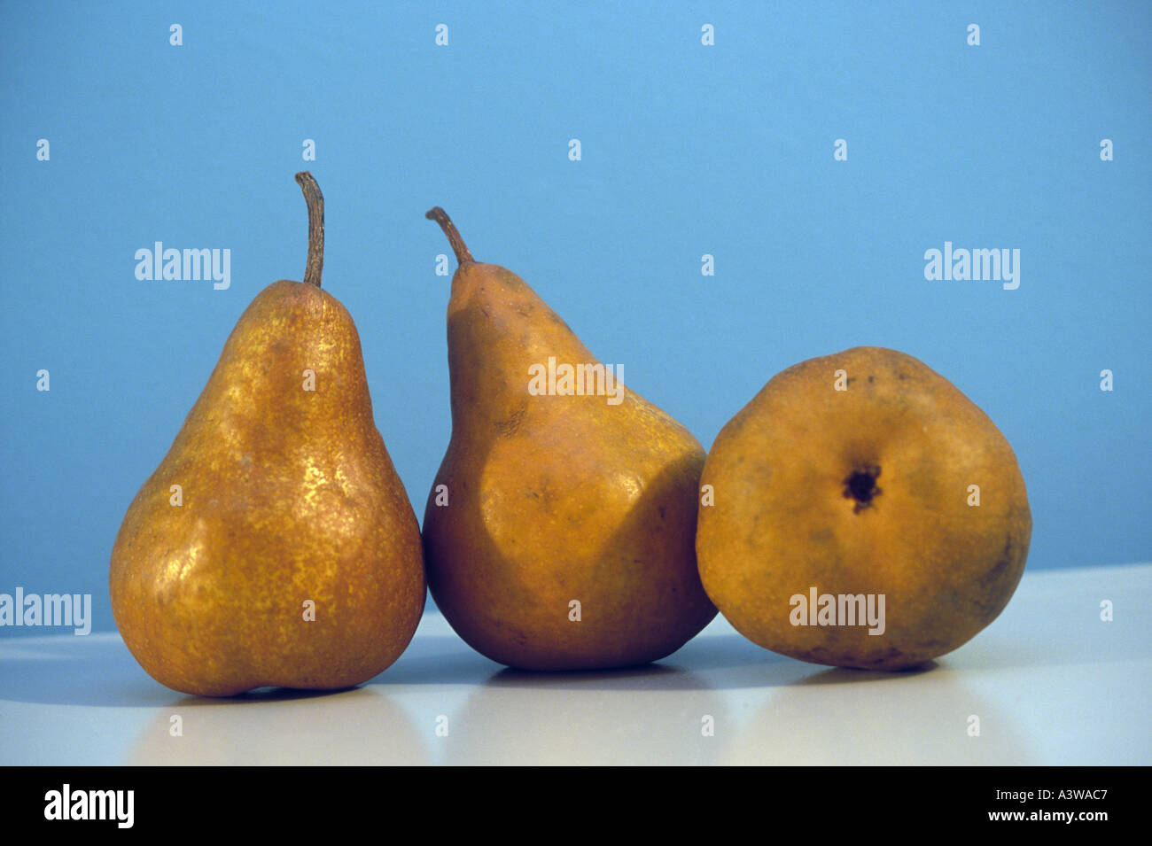 Pear trio hi-res stock photography and images - Alamy