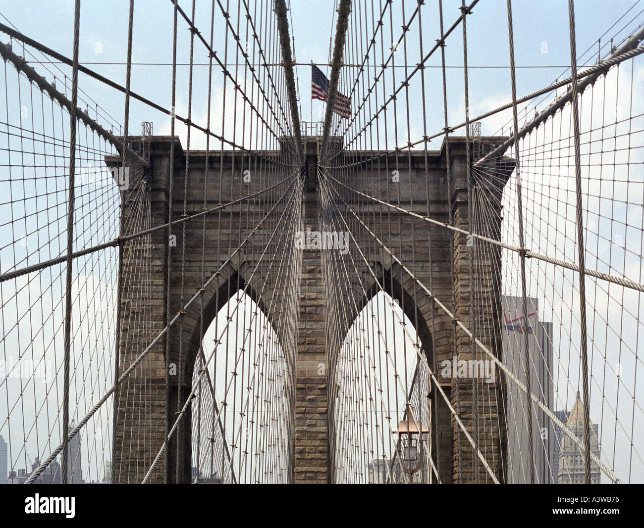 Brooklyn bridge construction 1883 hi-res stock photography and images ...