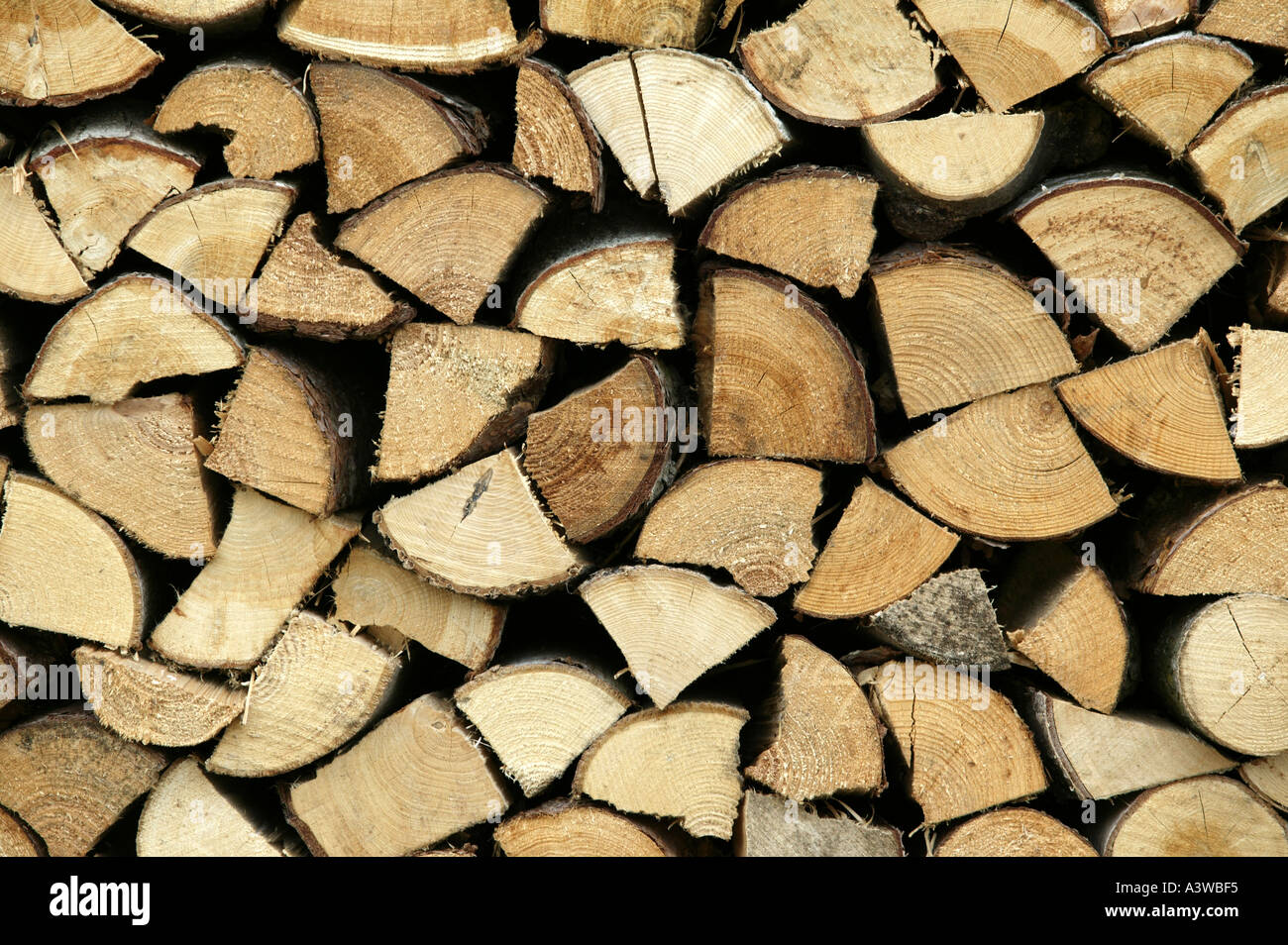 Log store shapes hi-res stock photography and images - Alamy