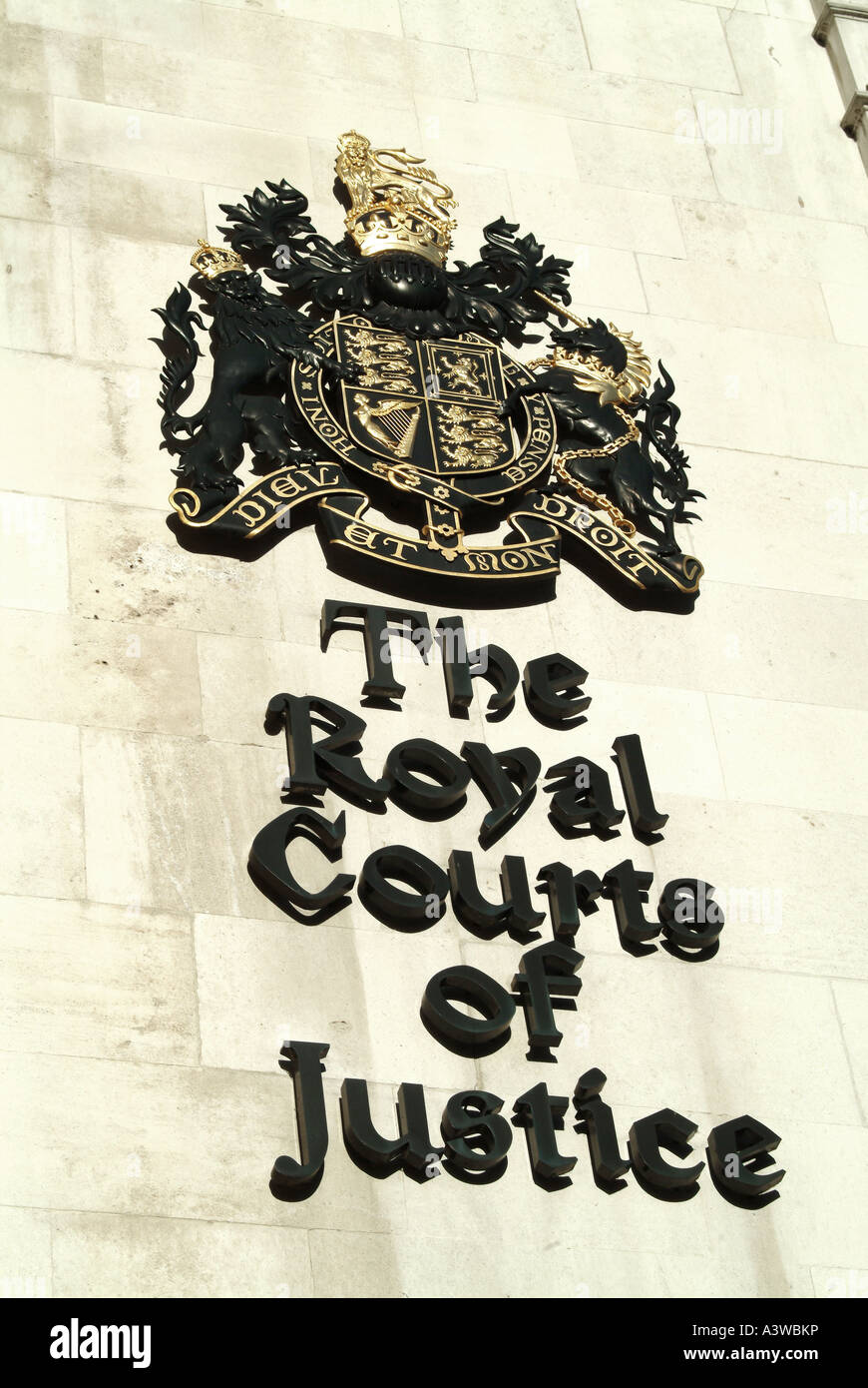 The Royal Courts of Justice London Stock Photo - Alamy