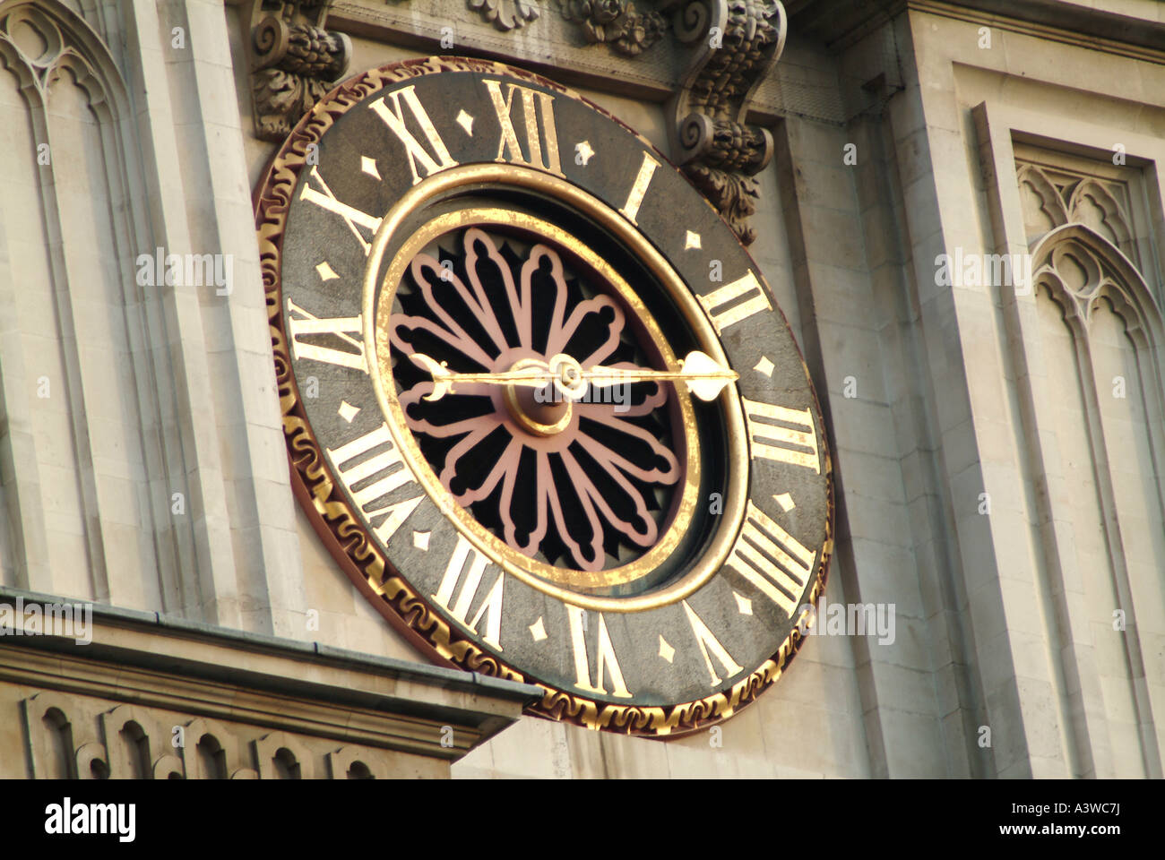 Clock at Westminster Abbey London Stock Photo - Alamy