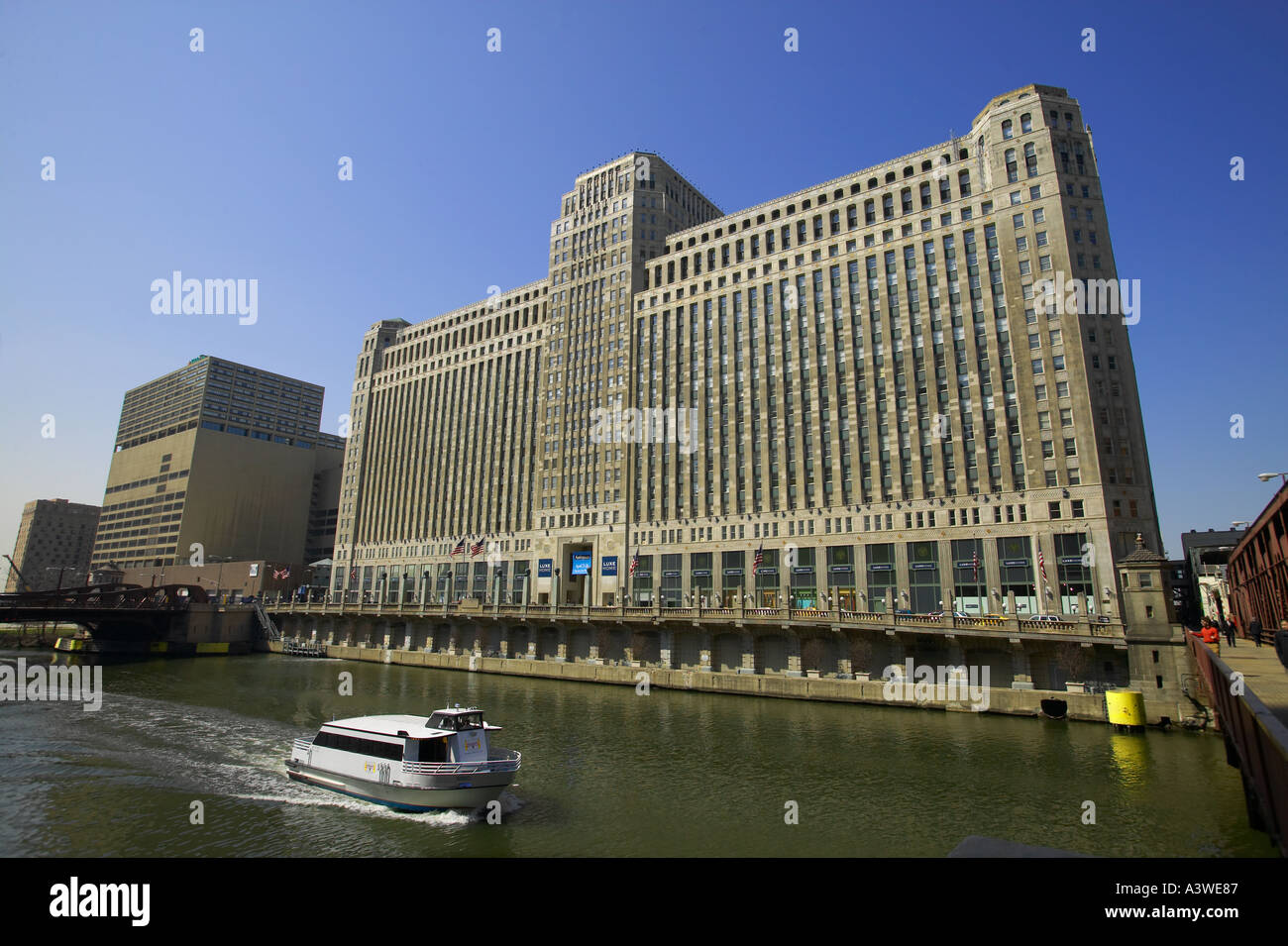 The merchandise mart, chicago hi-res stock photography and images - Alamy