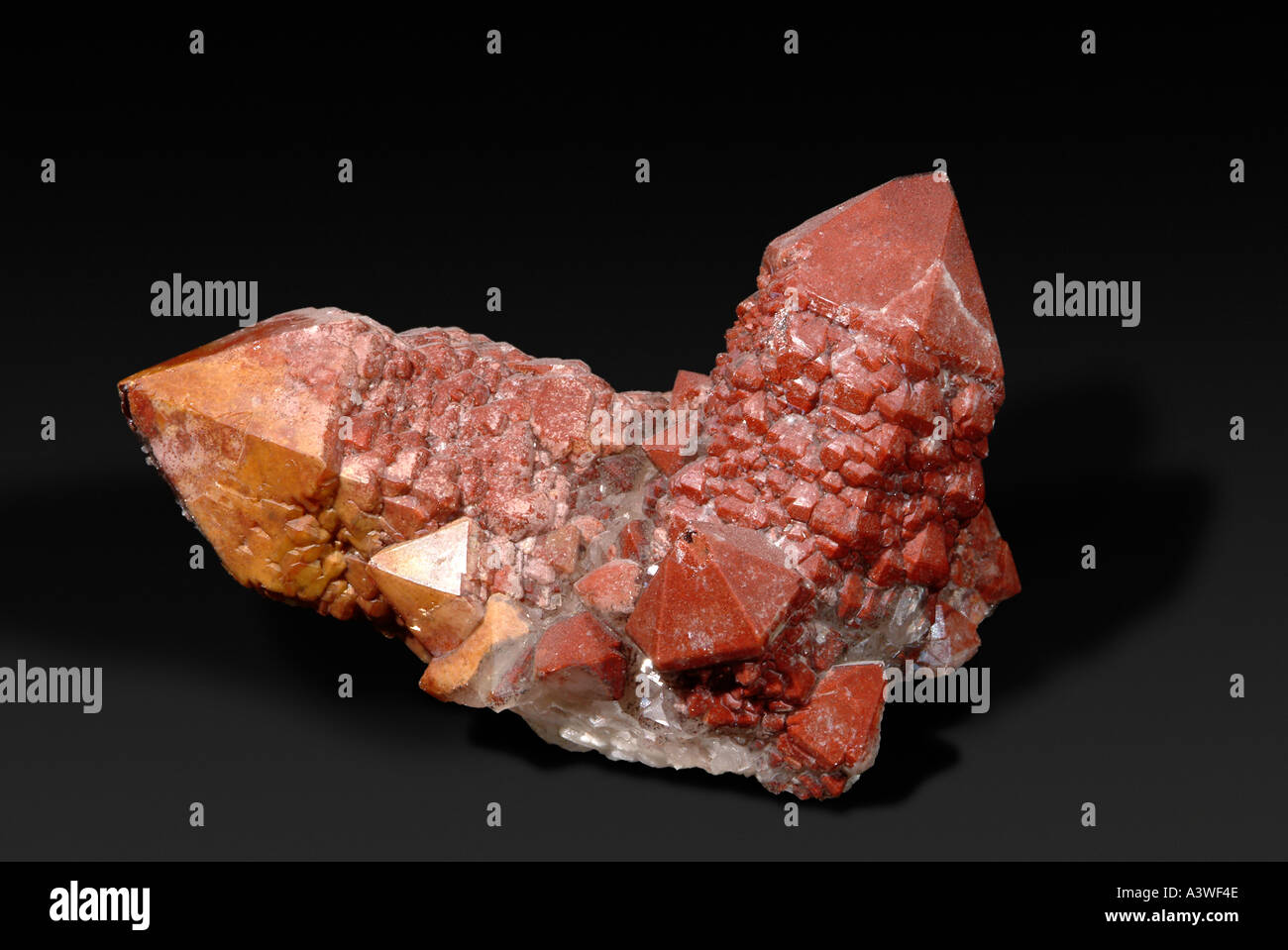 Mineral Quartz, Quartz crystals capped with a red outer layer, Virginia ...