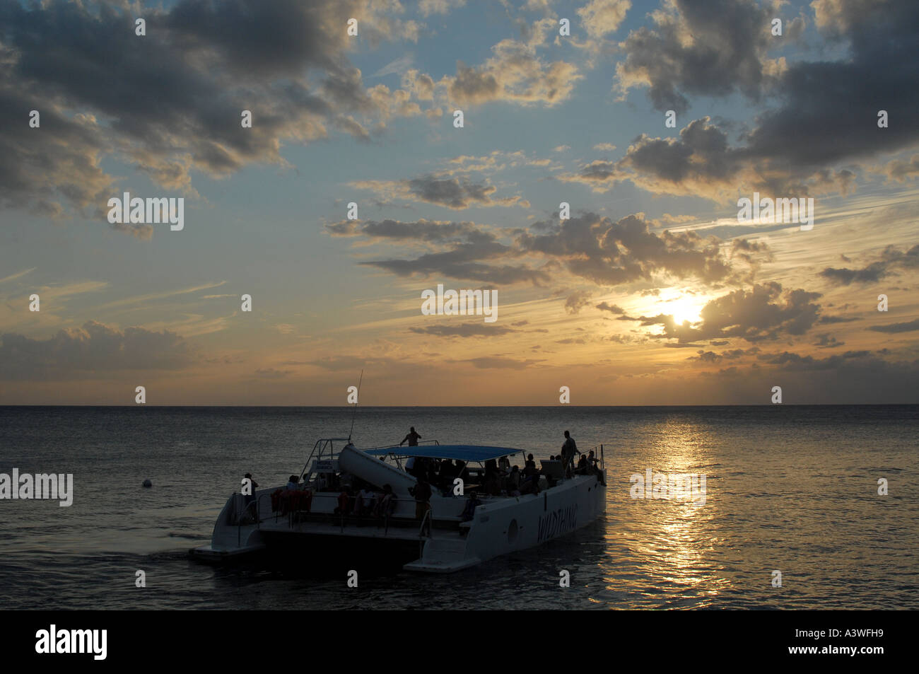 Rick s Cafe Negril Jamaica Popular place for sunset drinks Stock Photo ...