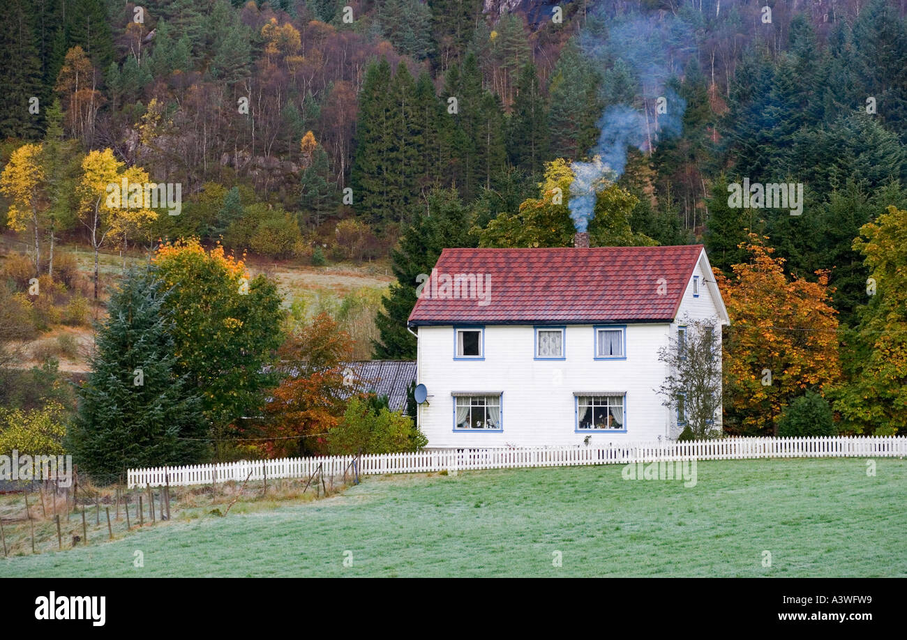 house in valley Stock Photo - Alamy