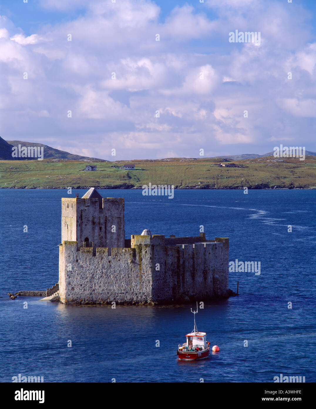 Scotland, Western Isles, Isle of Barra, Castlebay, Kisimul Castle Stock ...