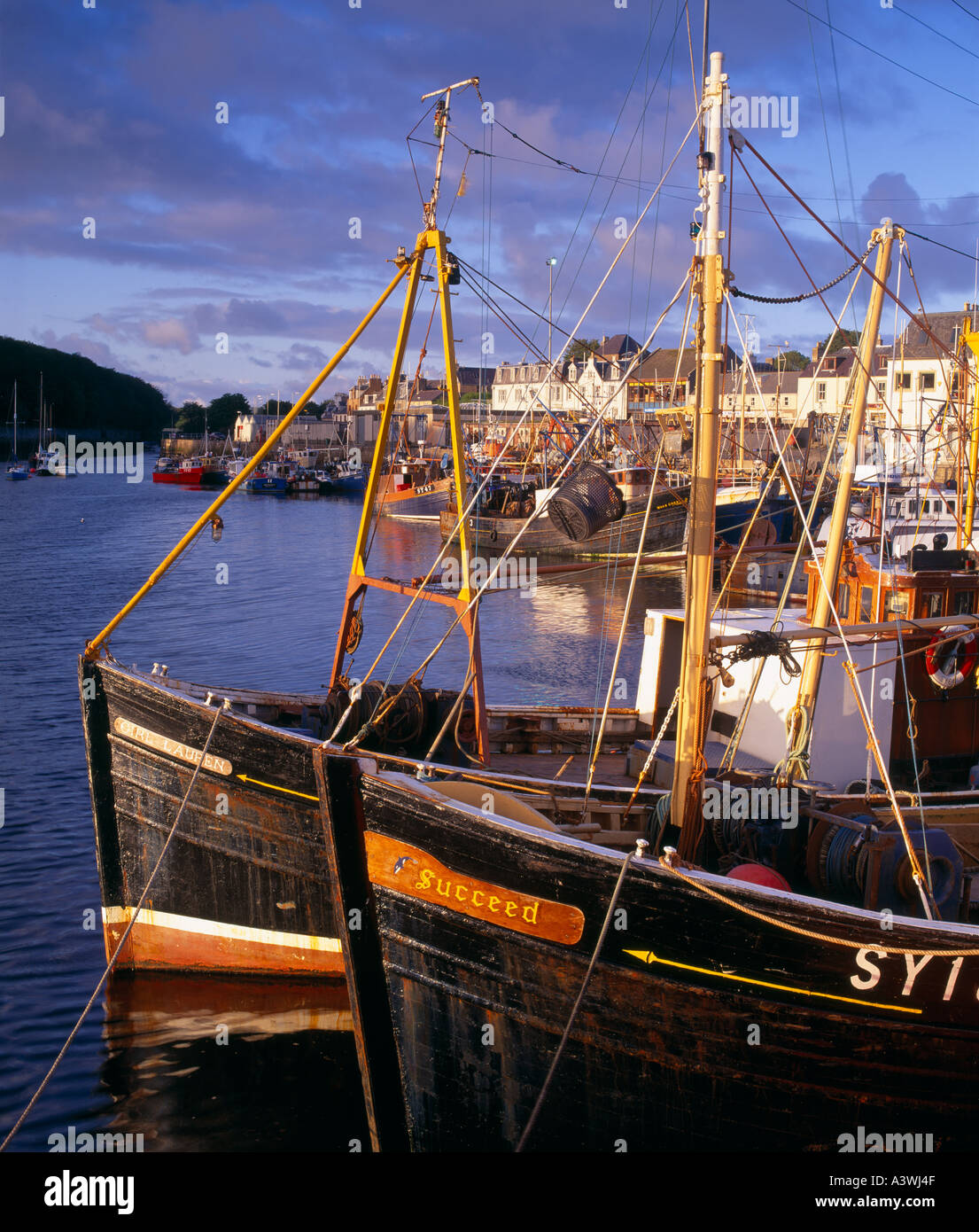 Stornoway harbour hi-res stock photography and images - Alamy