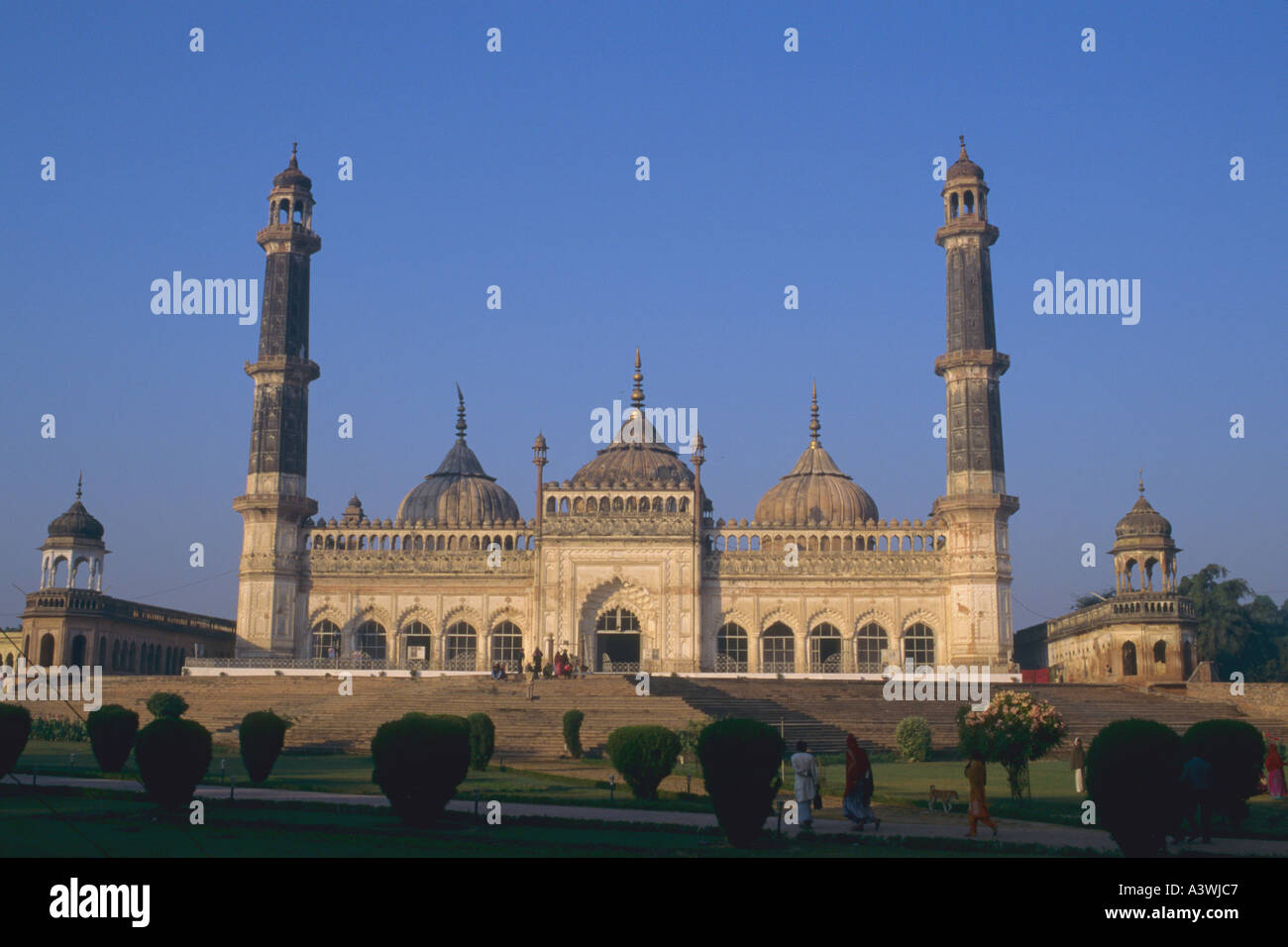 Imambara hi-res stock photography and images - Alamy