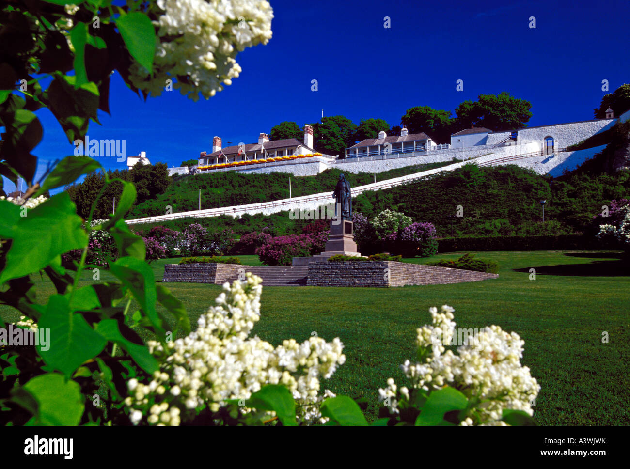 Father marquette hi-res stock photography and images - Alamy