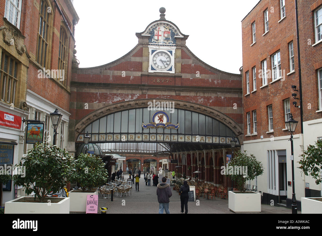 Windsor royal station Stock Photo - Alamy