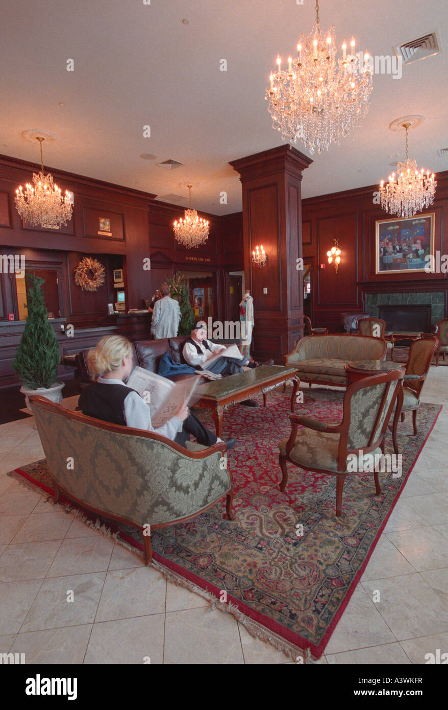 GUESTS AT THE LANDMARK INN IN DOWNTOWN MARQUETTE MICHIGAN RELAX IN THE ...