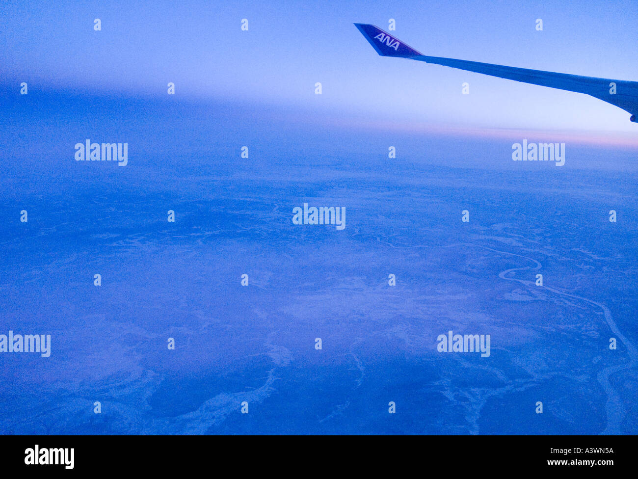141004 The wing of an ANA All Nippon Airways jet in motion Photo ...