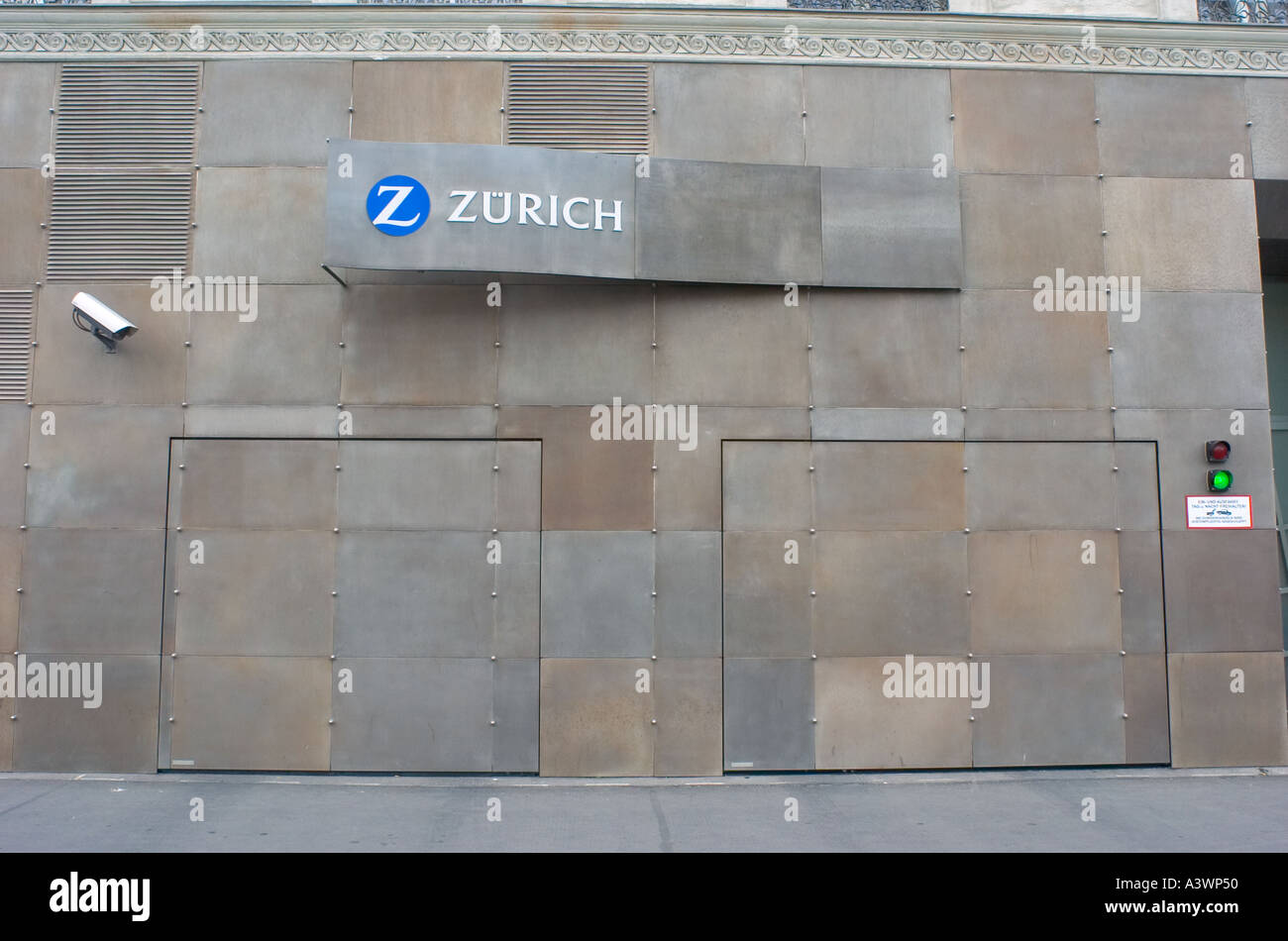 Zurich financial district hi-res stock photography and images - Alamy