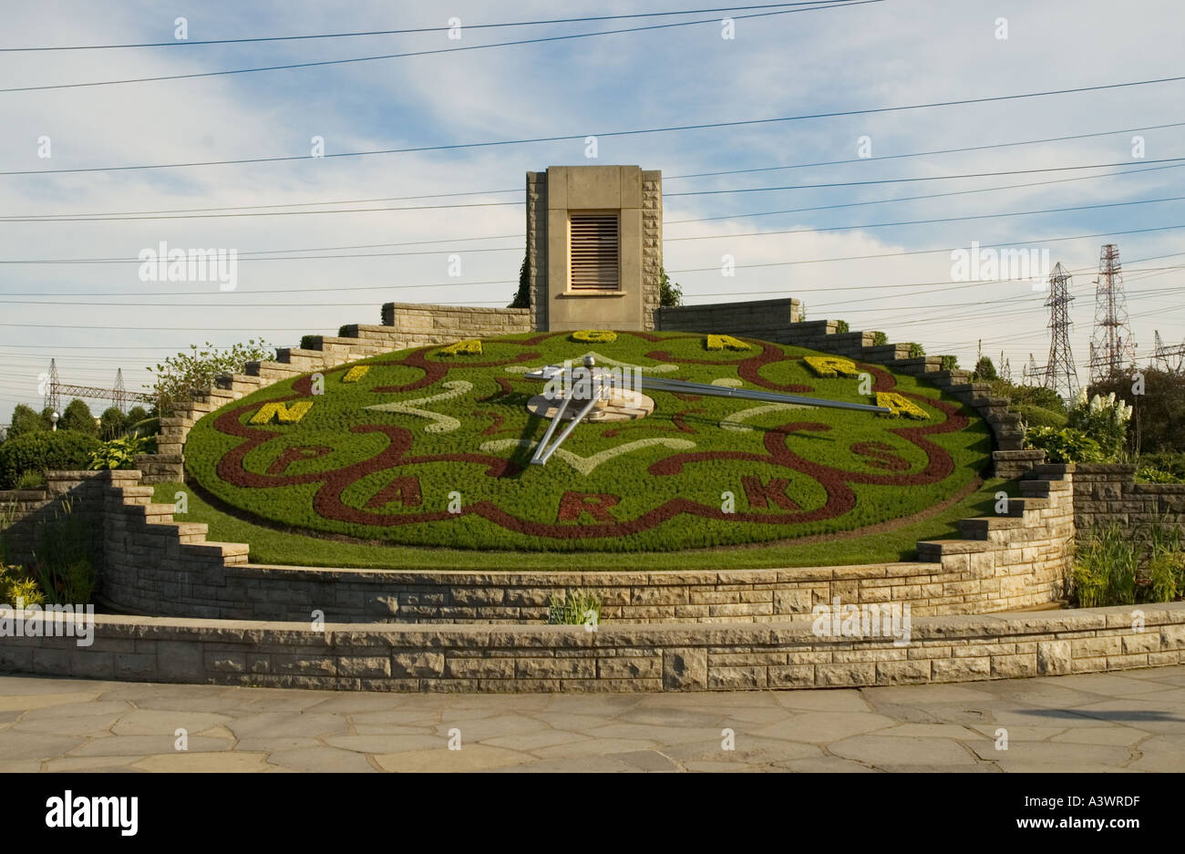 Canada Ontario Niagara Falls Floral Clock Stock Photo - Alamy