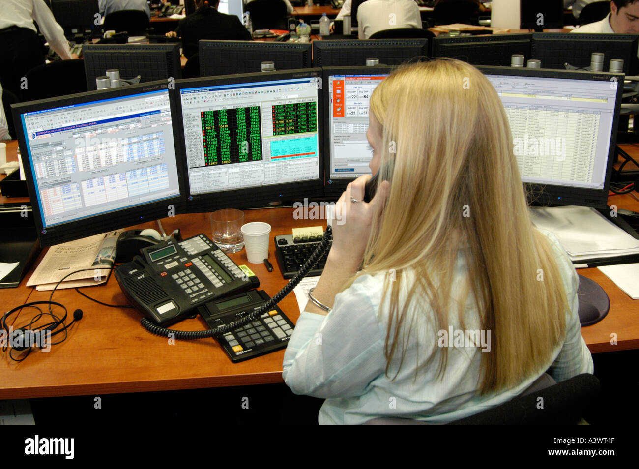 City trader london screen hi-res stock photography and images - Alamy