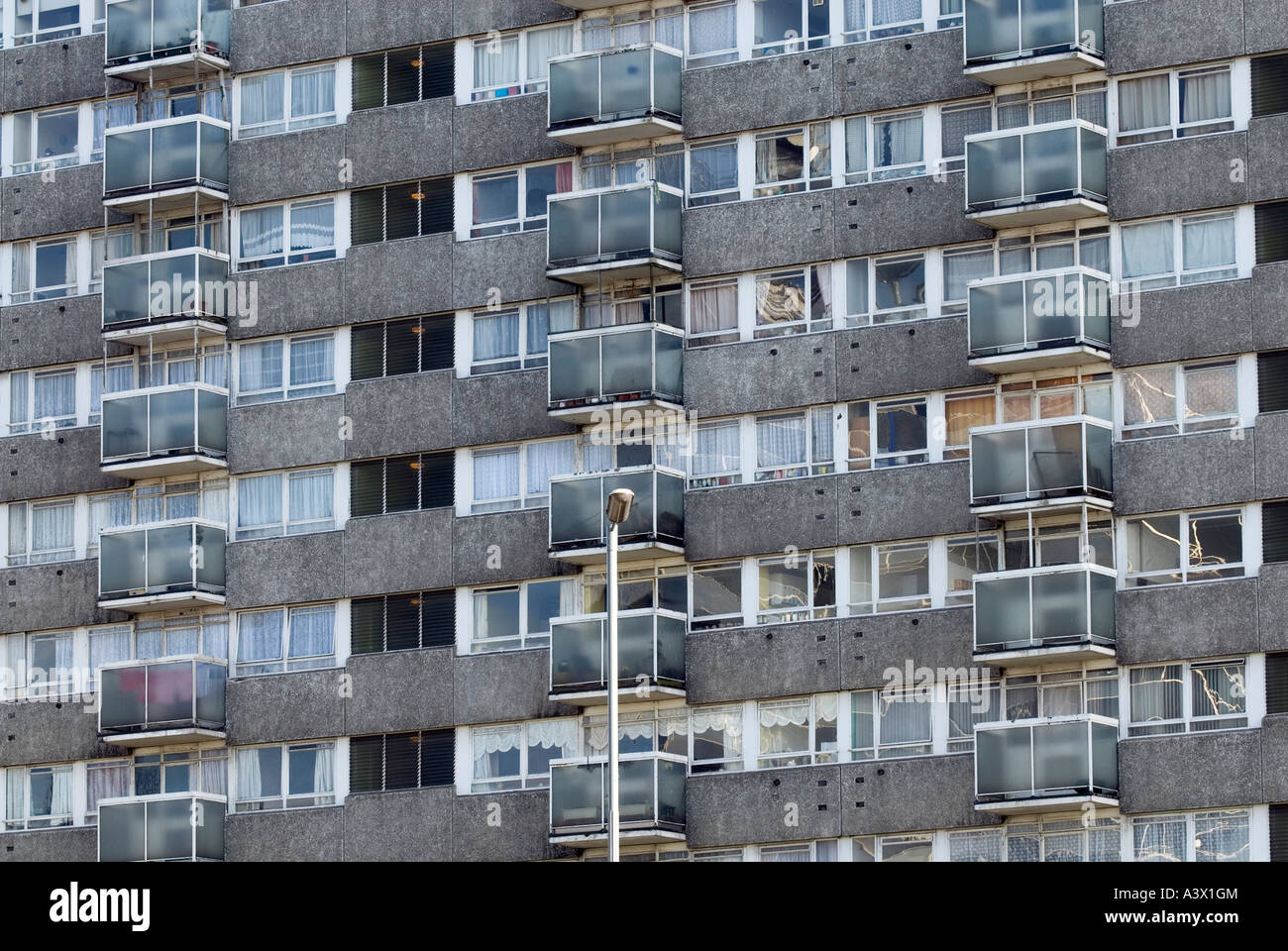 Concrete flats hi-res stock photography and images - Alamy
