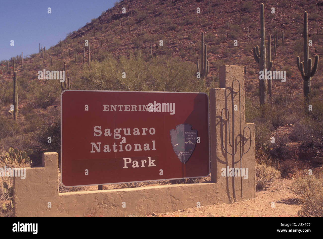 Entrance sign saguaro national park hi-res stock photography and images ...