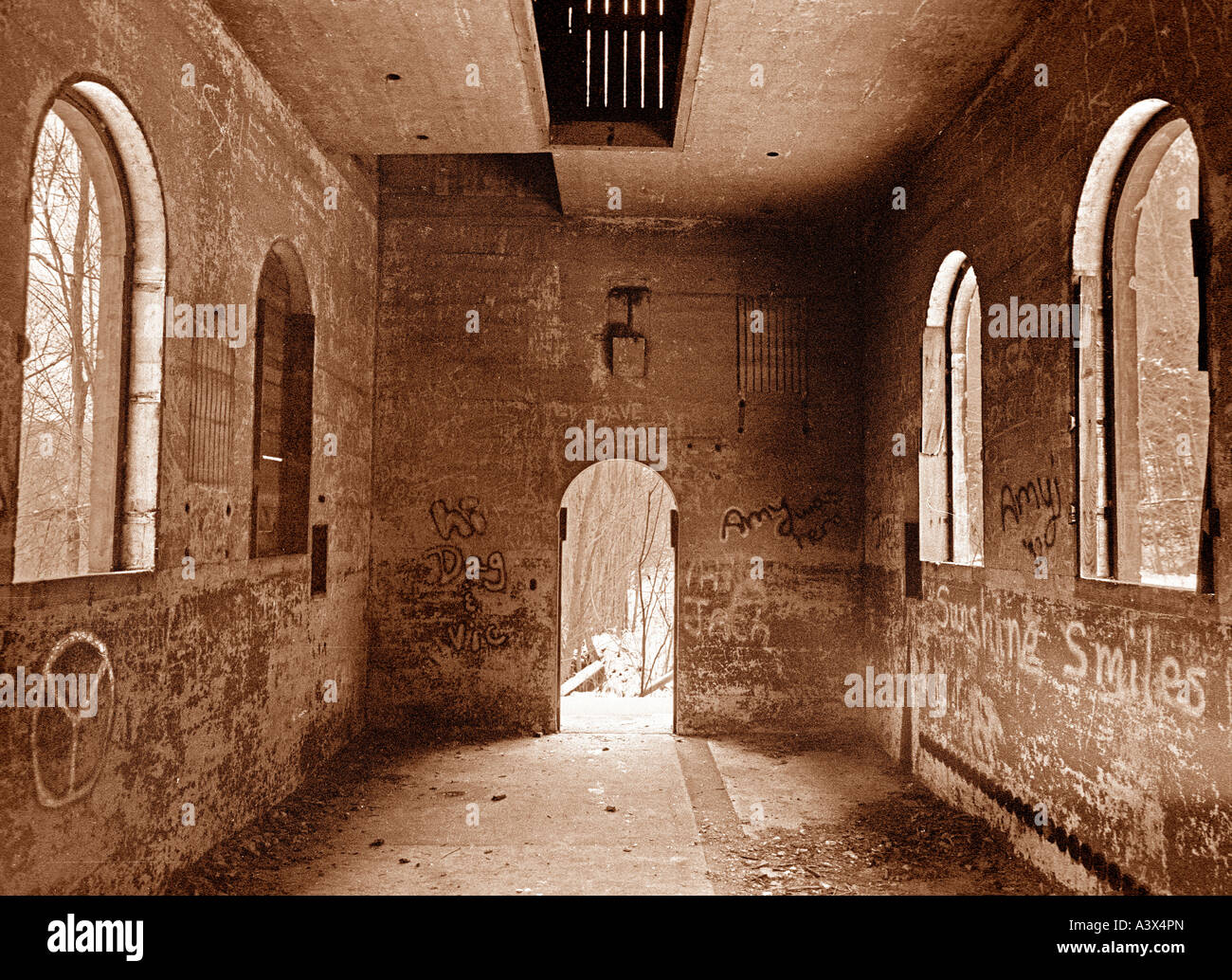 Abandoned railroad switch house in northeatern Pennsylvania Stock Photo ...