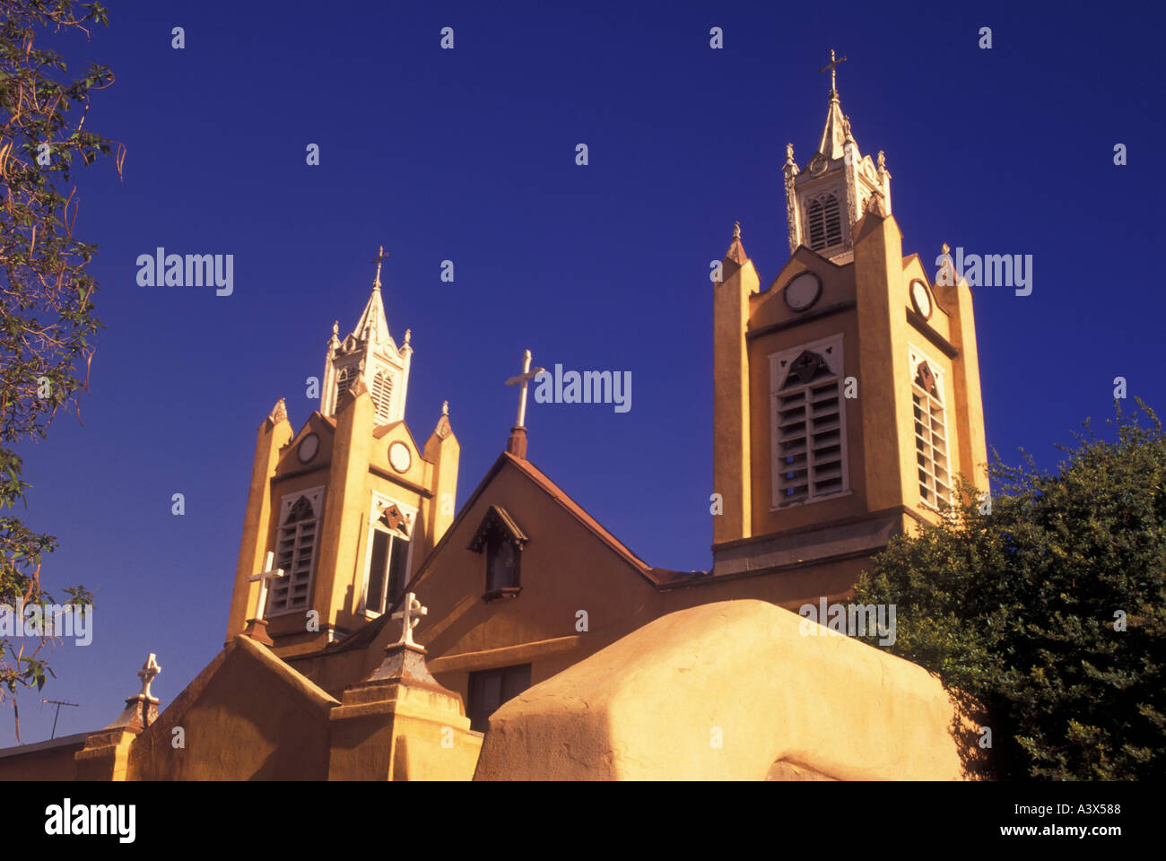 Mexico city religious architecture photos hi-res stock photography and ...