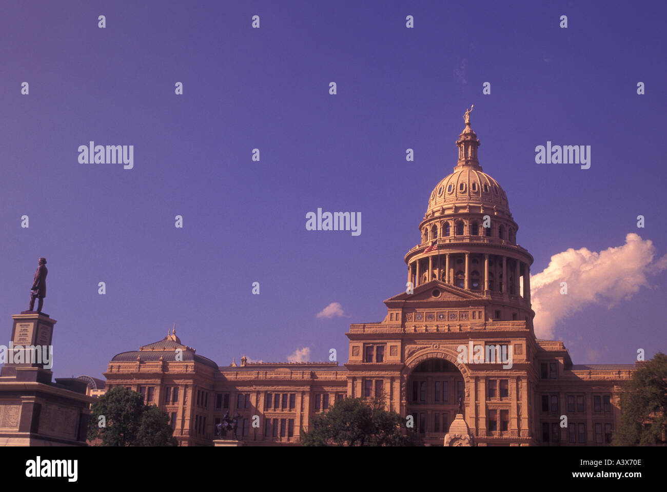 Austin city landmarks hi-res stock photography and images - Alamy