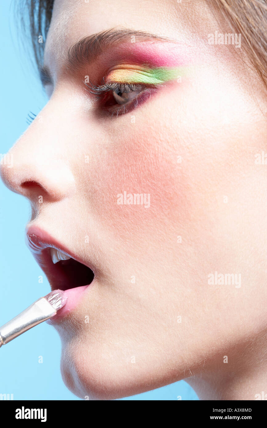 Applying lipstick hi-res stock photography and images - Alamy
