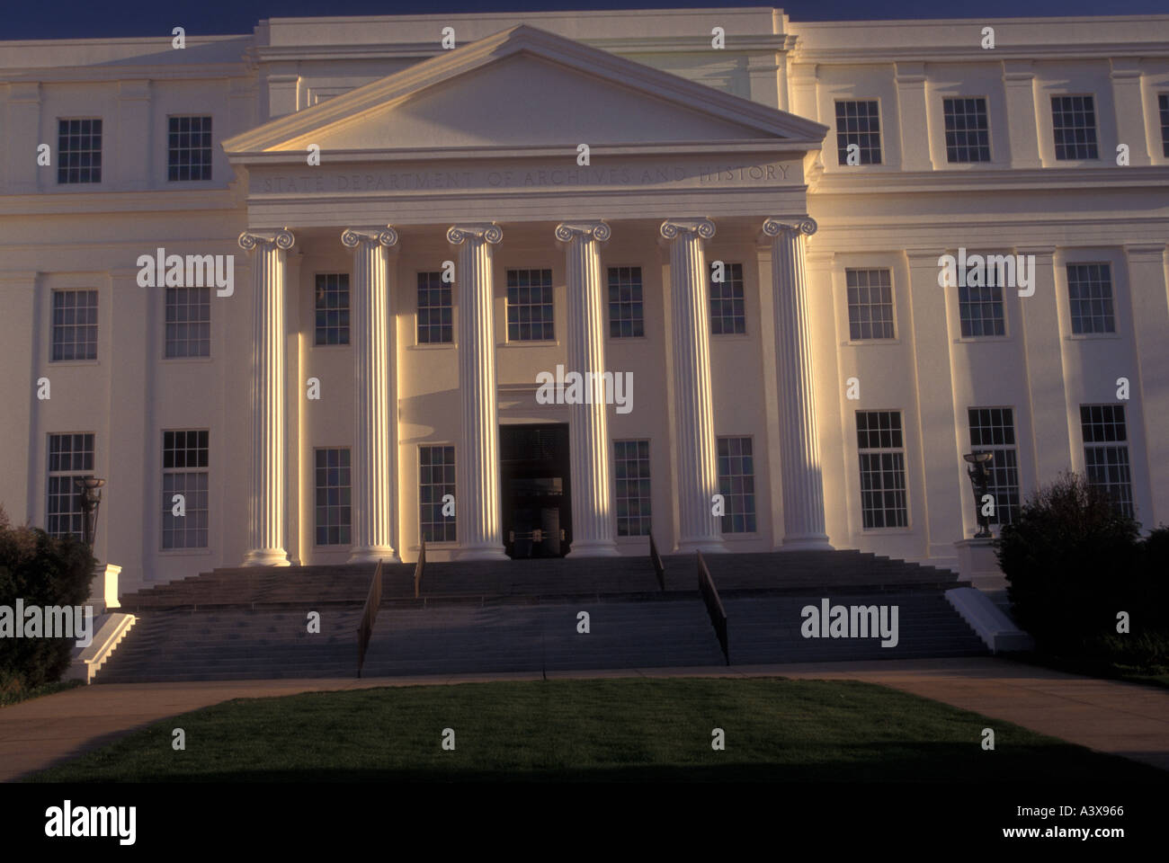 Alabama state archives and history department hi-res stock photography ...